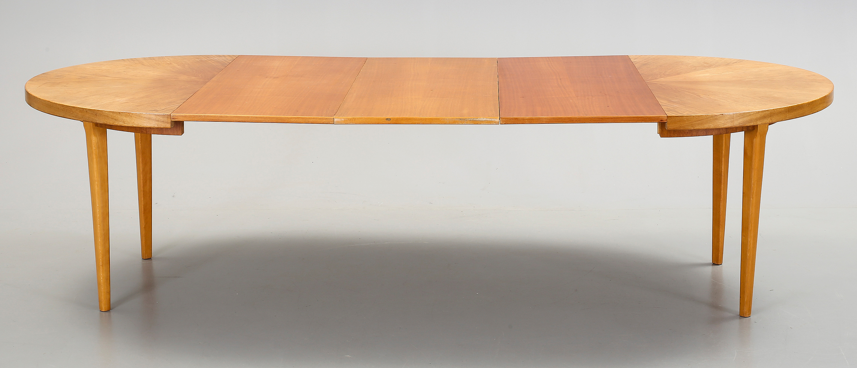 BORD, Carl Malmsten, 1900-talets mitt. - Bukowskis