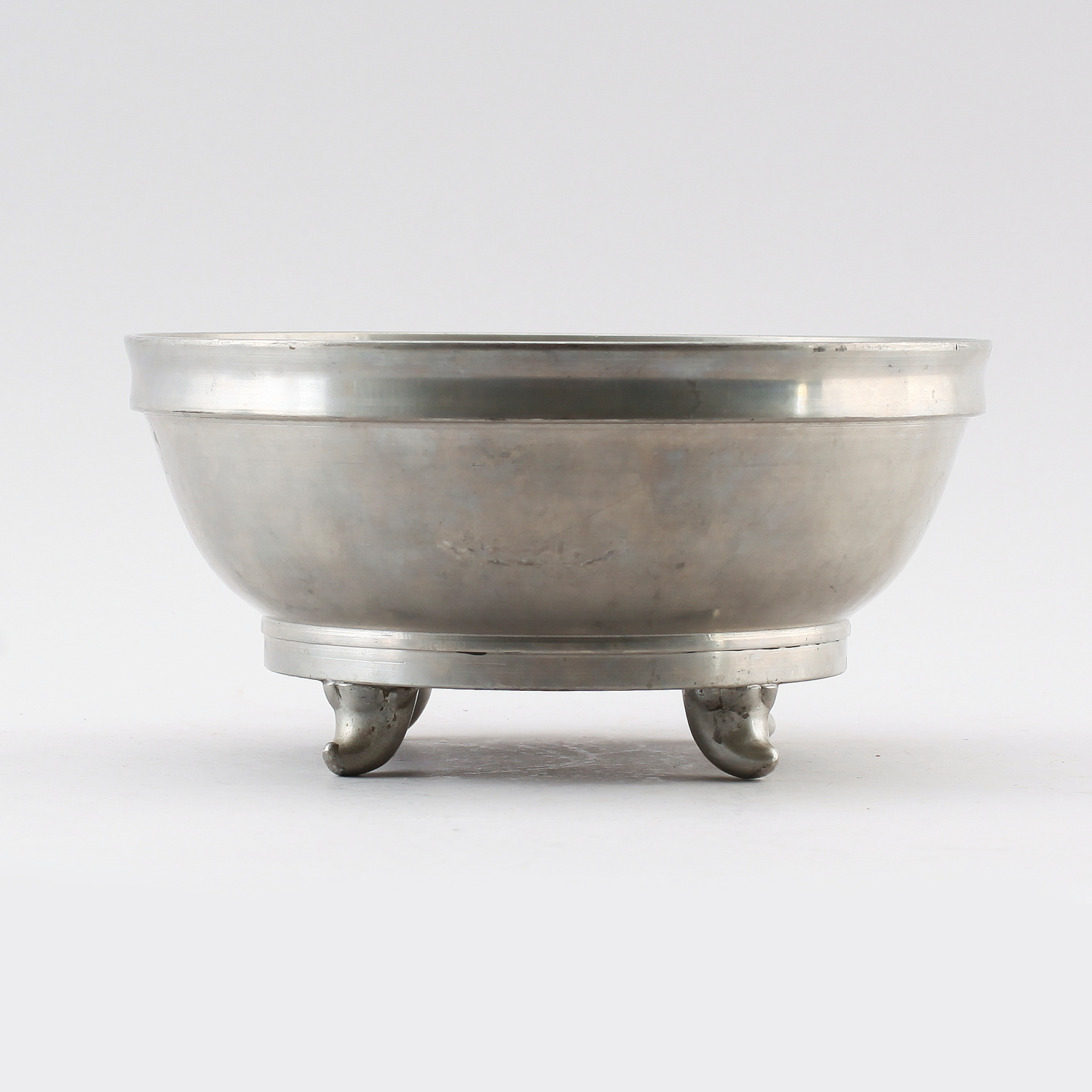 SKÅL, tenn, Lars Holmström, Arvika, 1900-talets först hälft. - Bukowskis