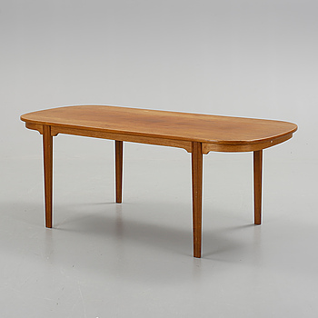 SOFFBORD, teak, kring 1900-talets mitt. - Bukowskis