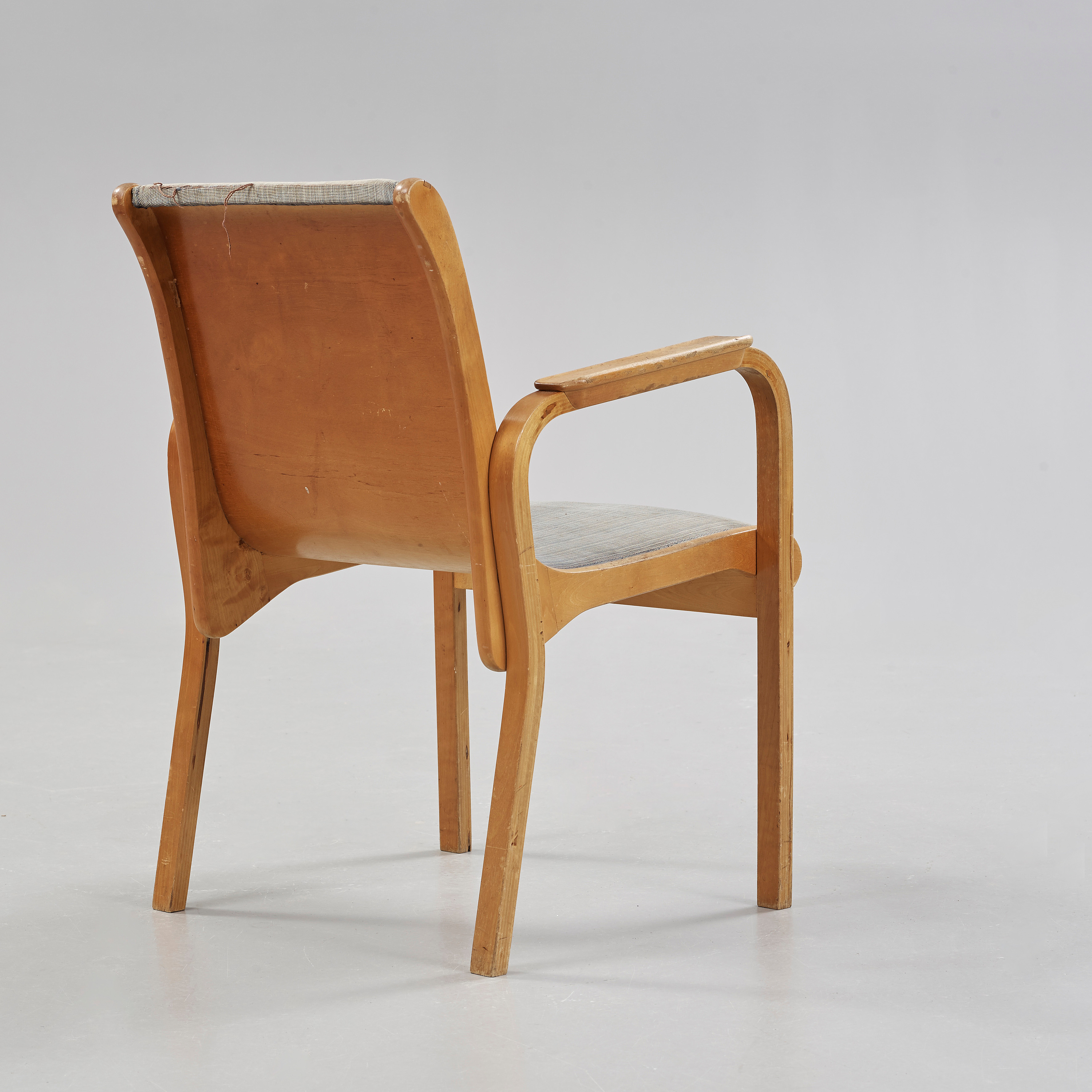 KARMSTOL, Alvar Alto, Alto Design Hedemora, 1946-56. - Bukowskis