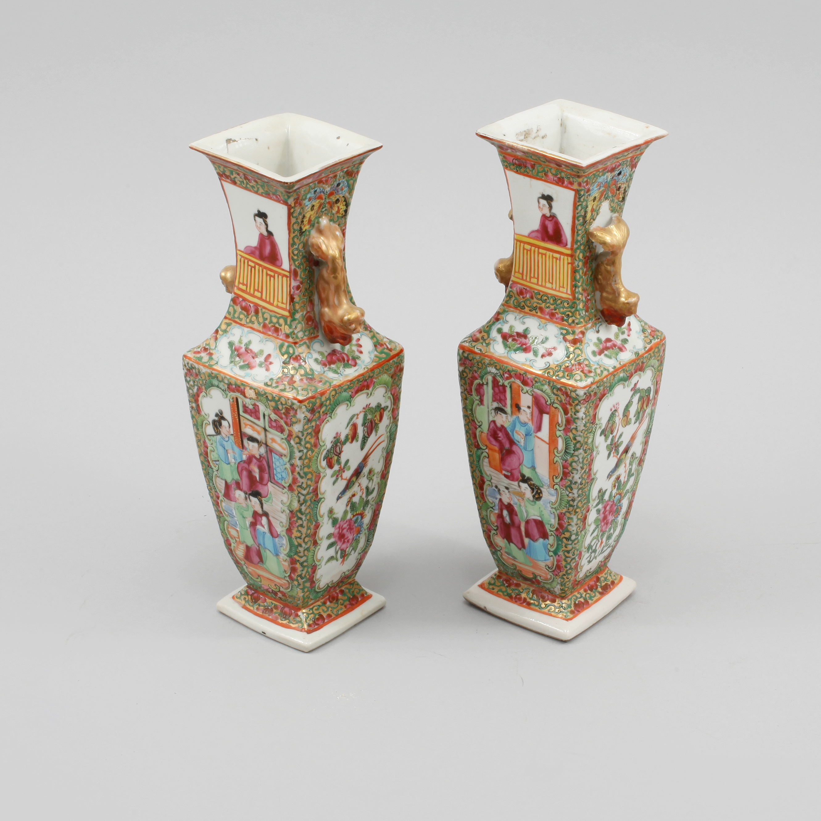 VASER, ett par, porslin, Kina, Kanton, 1800/1900-tal. - Bukowskis