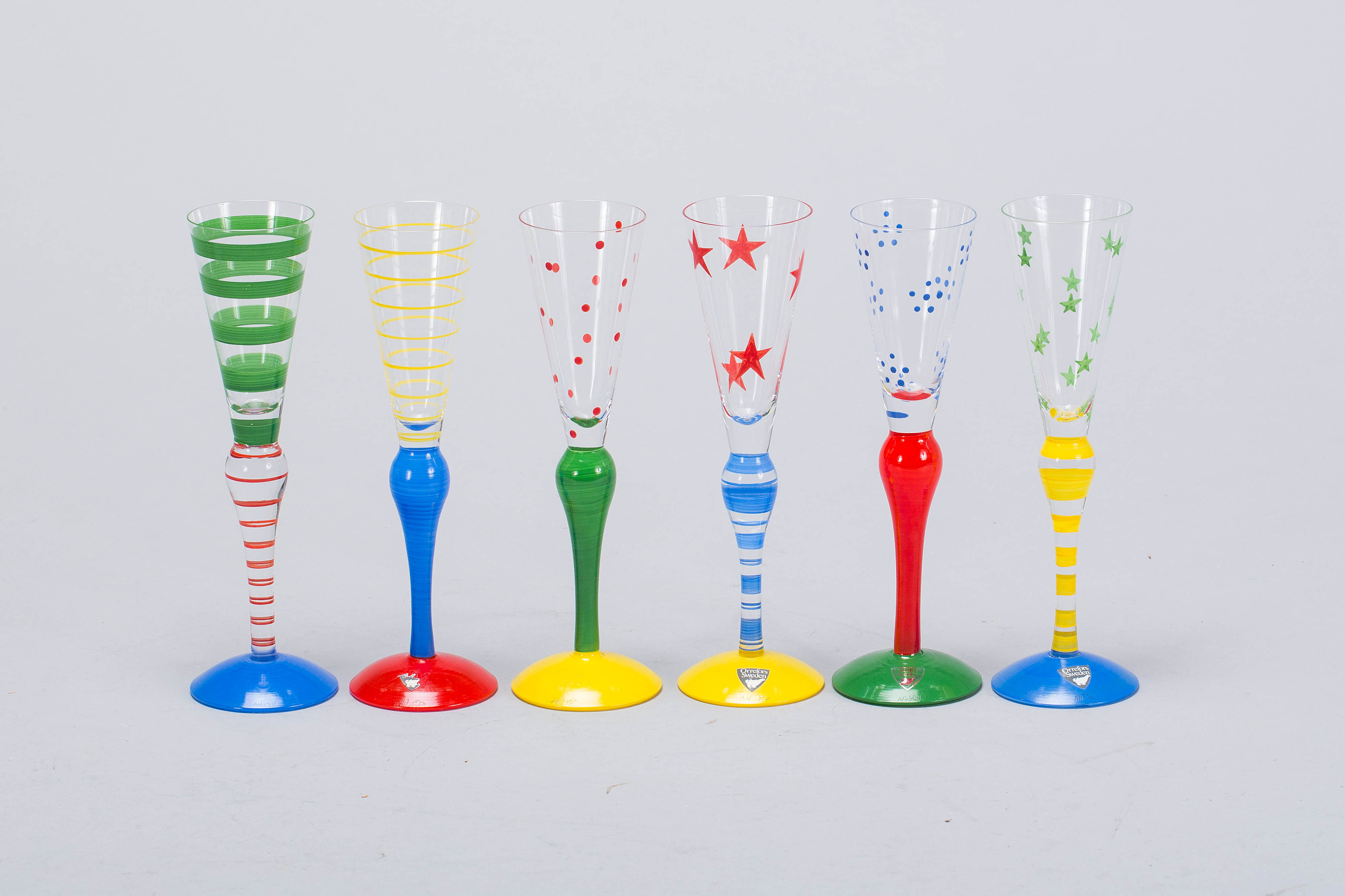 SNAPSGLAS, 6 st. Orrefors "Clown", design Anne Nilsson. - Bukowskis