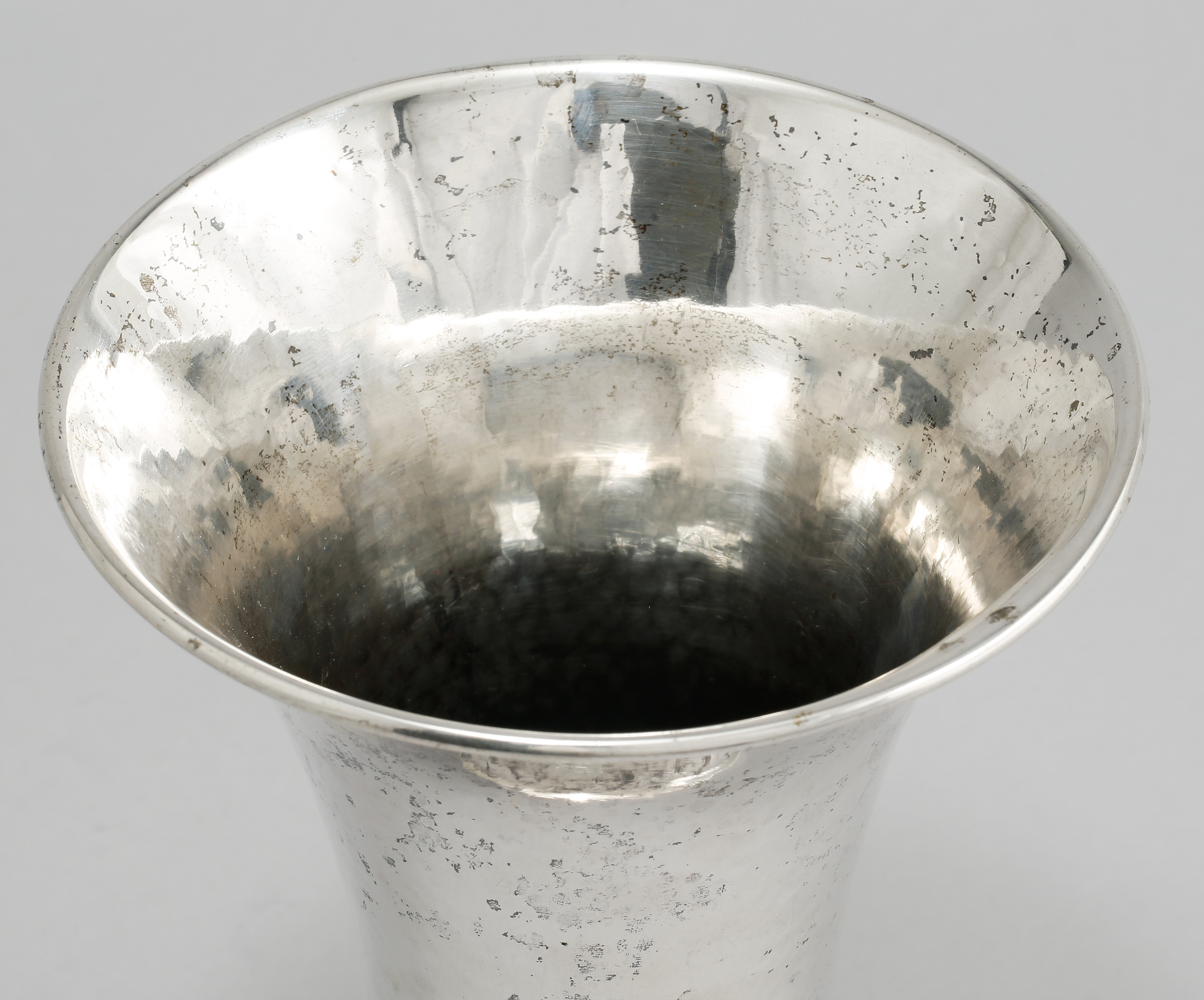 VAS, silver, Sverige, 1931, vikt 250 gram. - Bukowskis