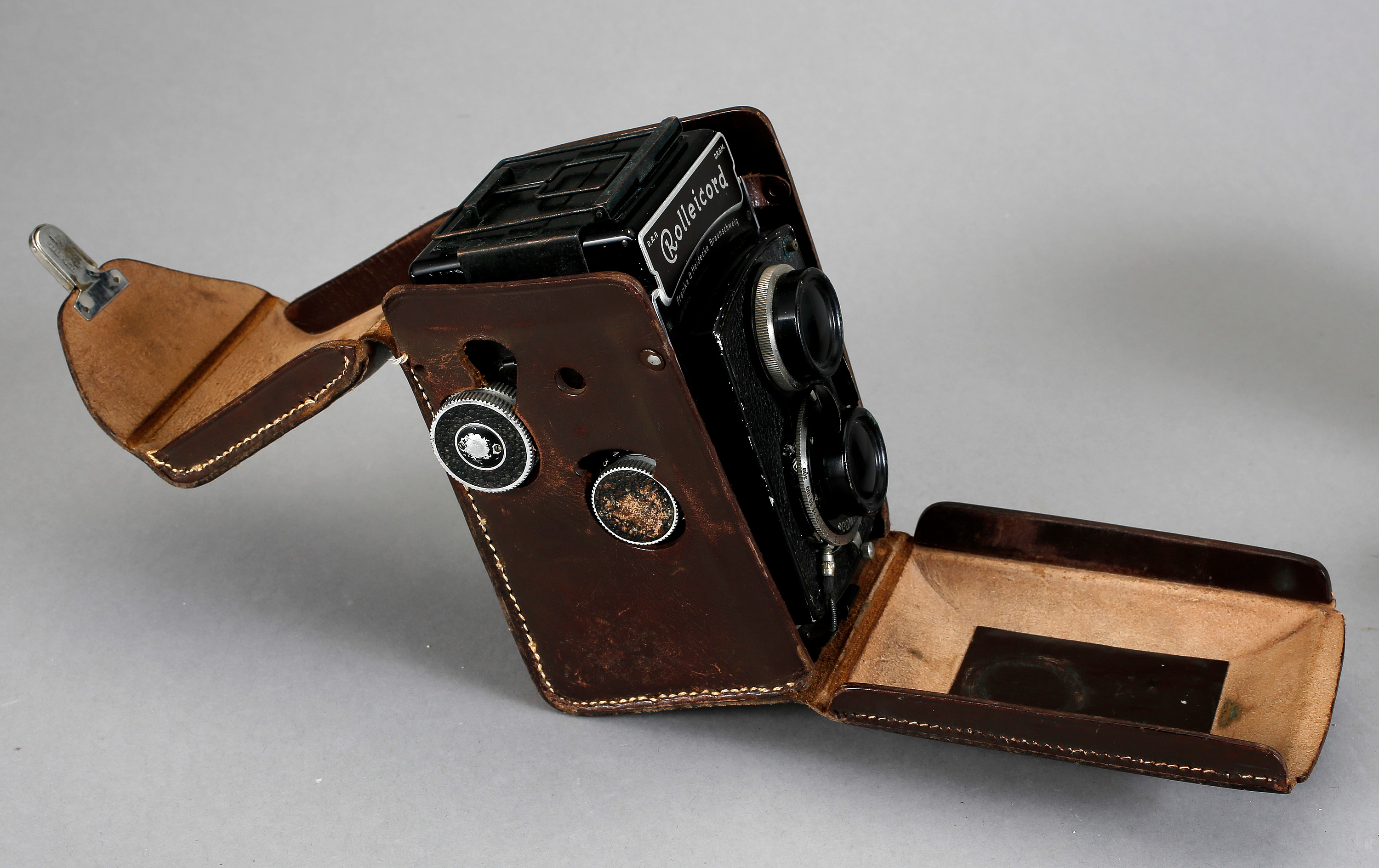 KAMERA, Rolleicord Compur Franke & Heidecke, Braunschweig, samt BROWNIE ...