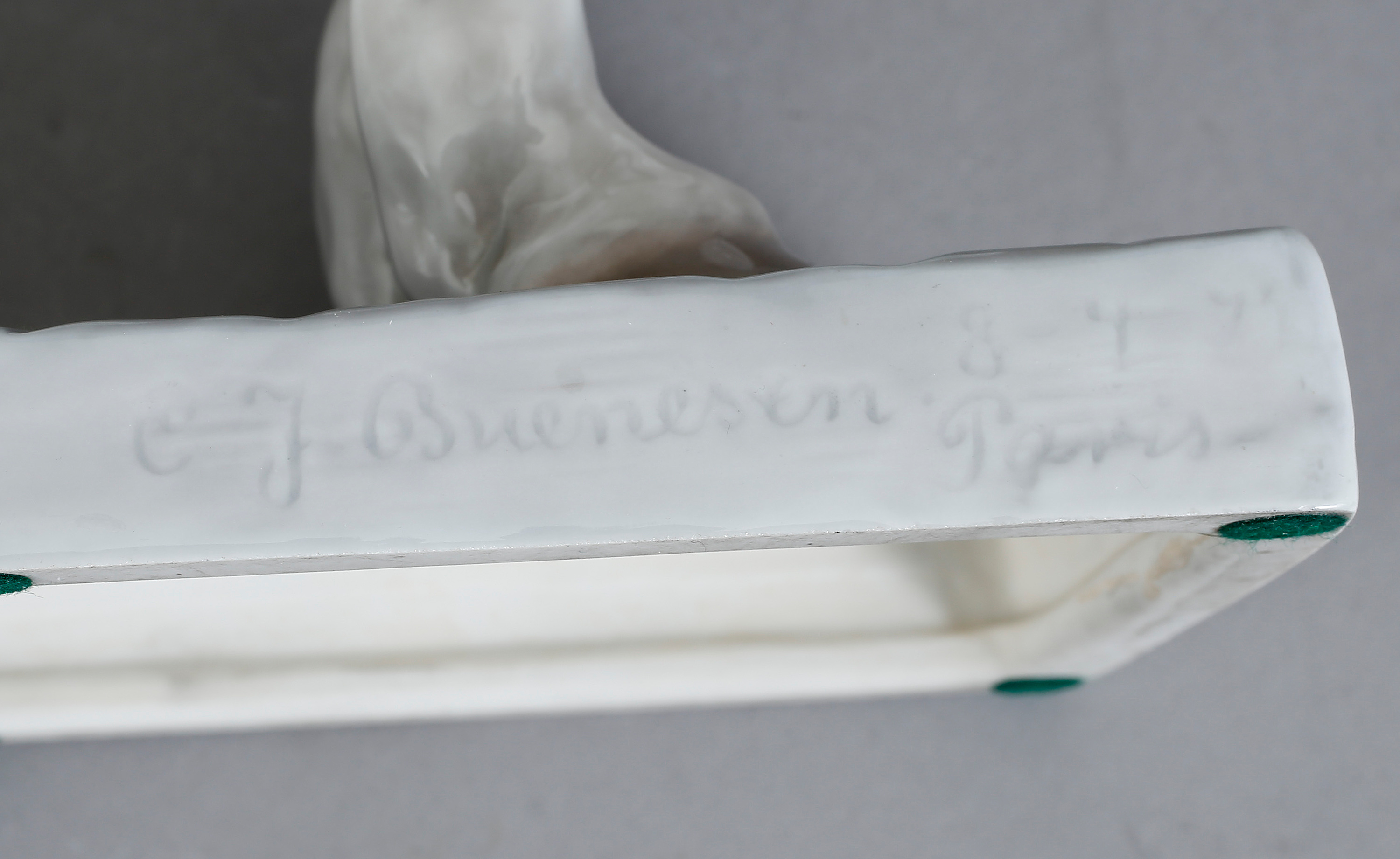 FIGURIN, porslin, Carl Johan Bonnesen, Royal Copenhagen. - Bukowskis