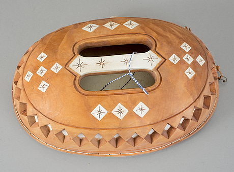 TROLLTRUMMA, samisk, signerad "AS". - Bukowskis