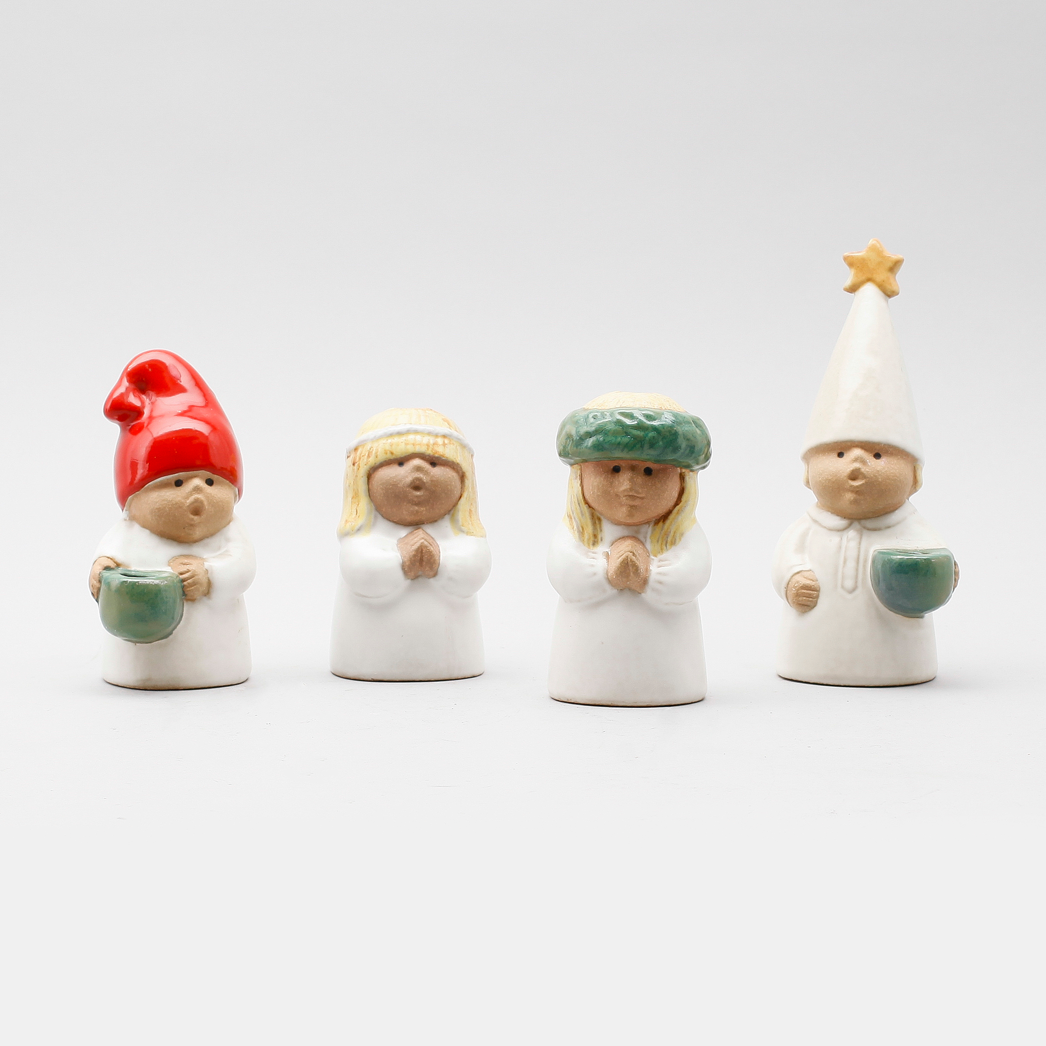FIGURINER, 4 st, stengods, "Advent", Lisa Larson, Gustavsberg, formgivna 1978. - Bukowskis