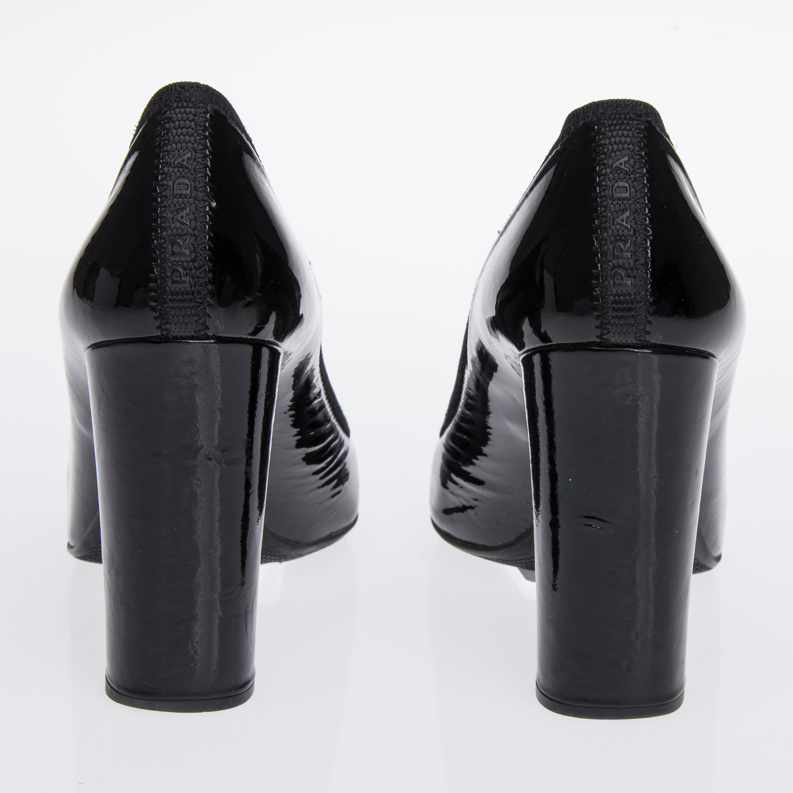 SKOR, Prada. - Bukowskis