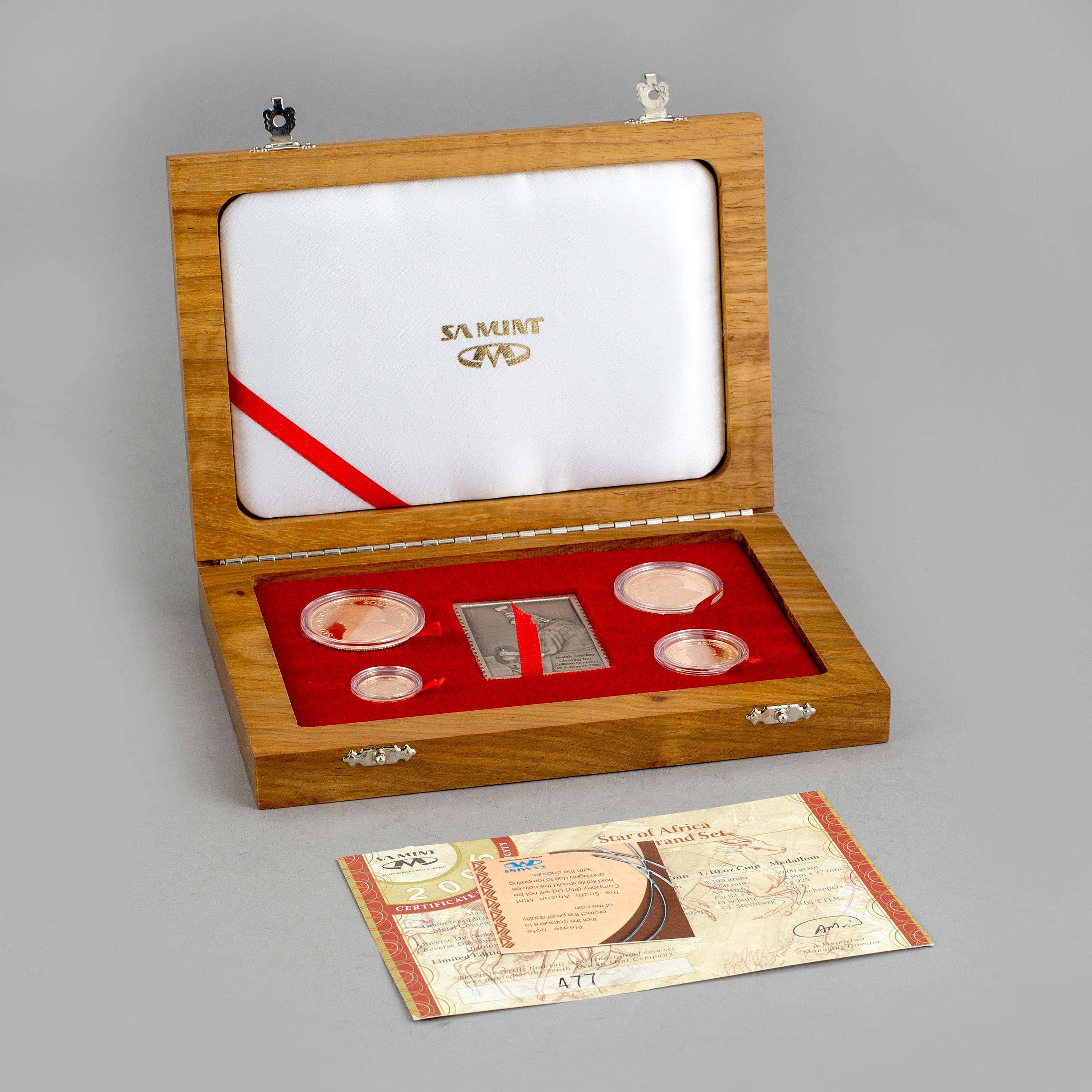 SAMLARMYNT, 4 st, 22 k guld, "Star of Africa Krugerrand Set", numrerad ...