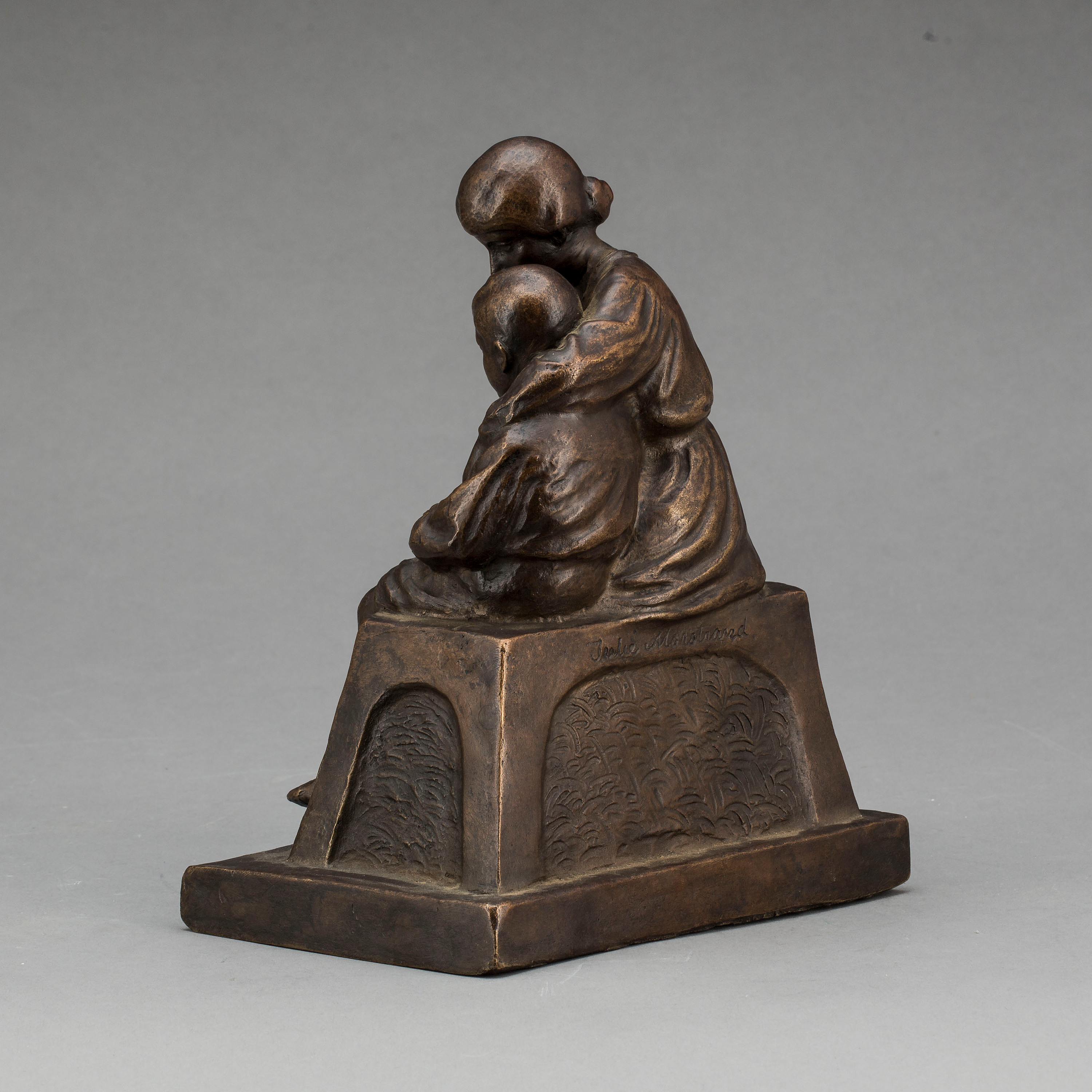 JULIE MARSTRAND, brons, signerad. - Bukowskis