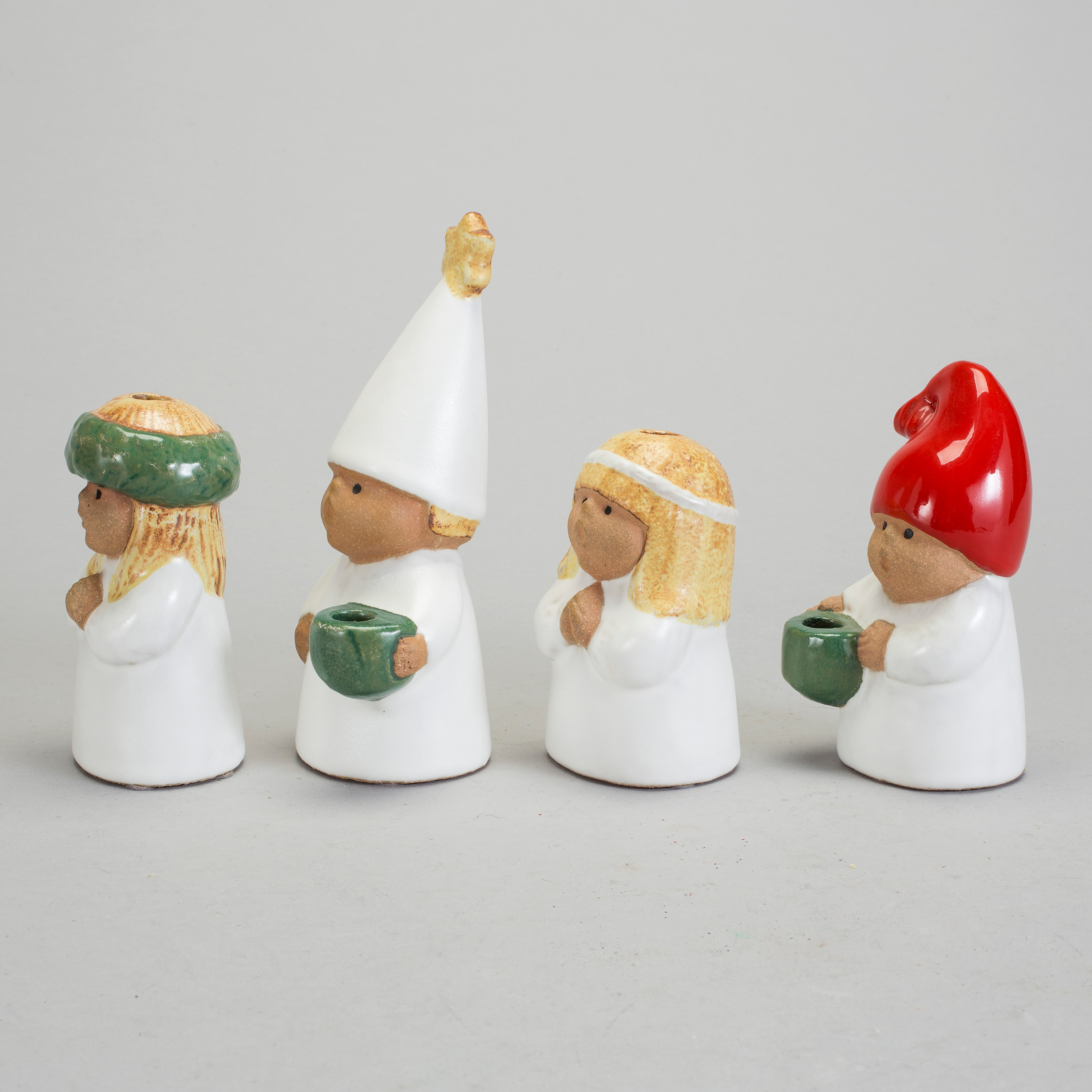 FIGURINER, 4 st, stengods, "Advent", Lisa Larson, Gustavsberg, formgivna 1978. - Bukowskis