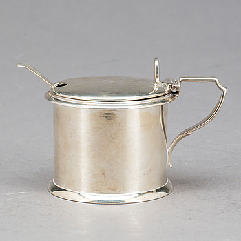 SENAPSBURK, silver, Richard Sibley, London, 1872. Total vikt ikt exkl ...