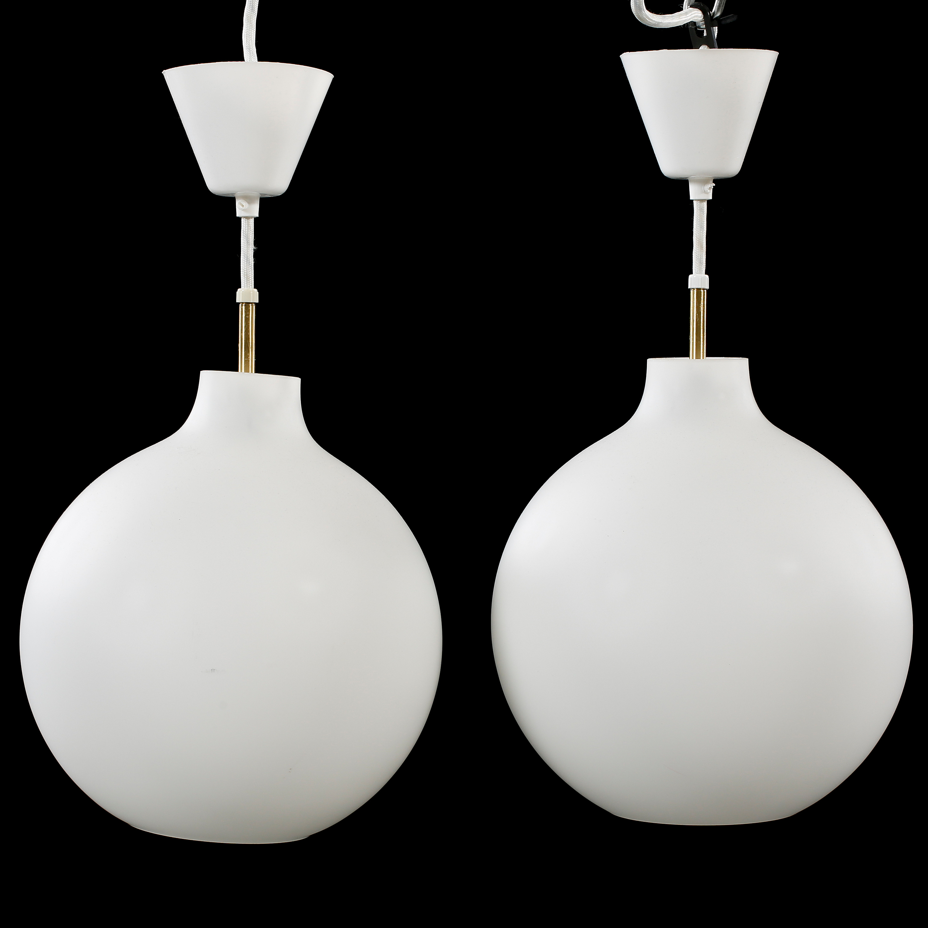 TAKLAMPOR, ett par, "Satellit", Wilhelm Wohlert för Louis Poulsen, 1900 ...