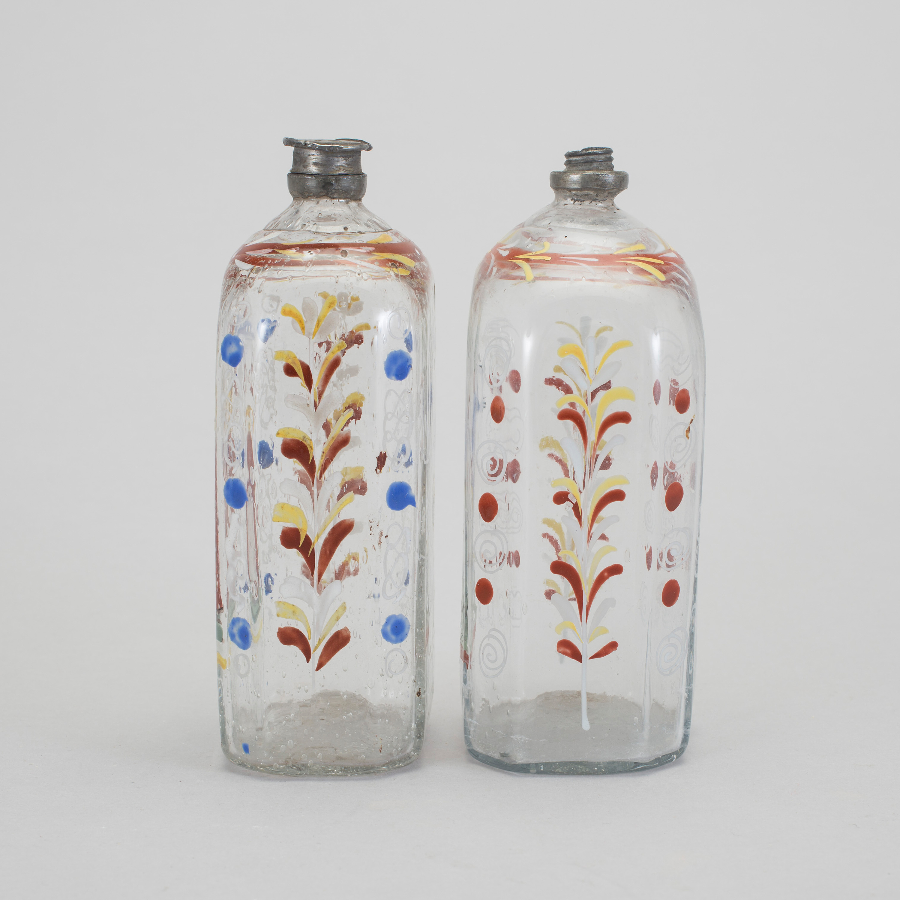 FLASKOR, glas, 2 st, Tyskland 1700-tal. - Bukowskis