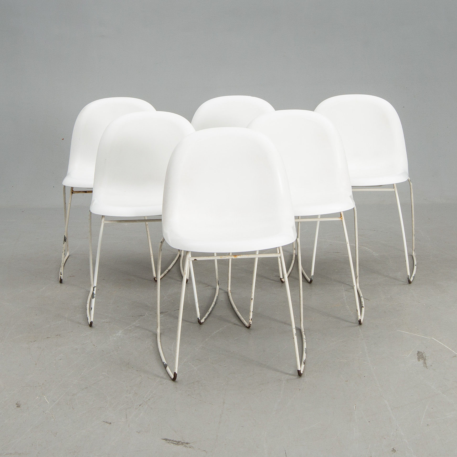 STOLAR, 6 st, Gubi 1. Komplot Design. - Bukowskis