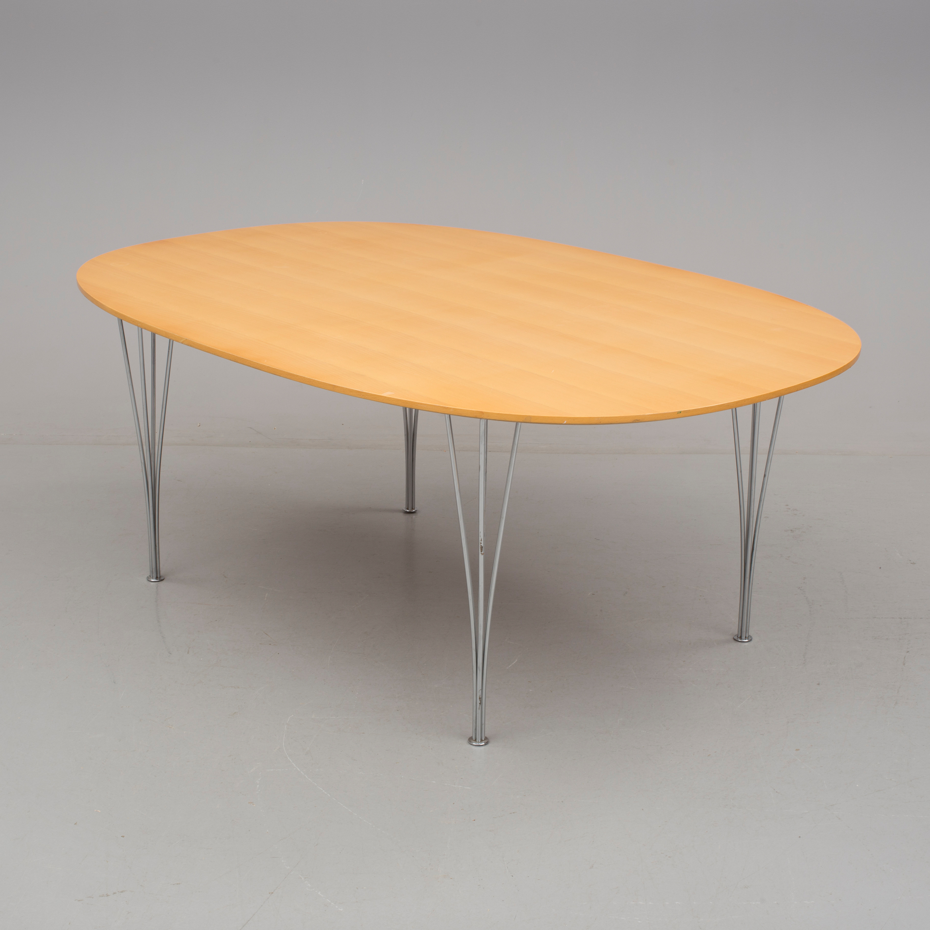 BRUNO MATHSSON, bord, "Superellips". - Bukowskis