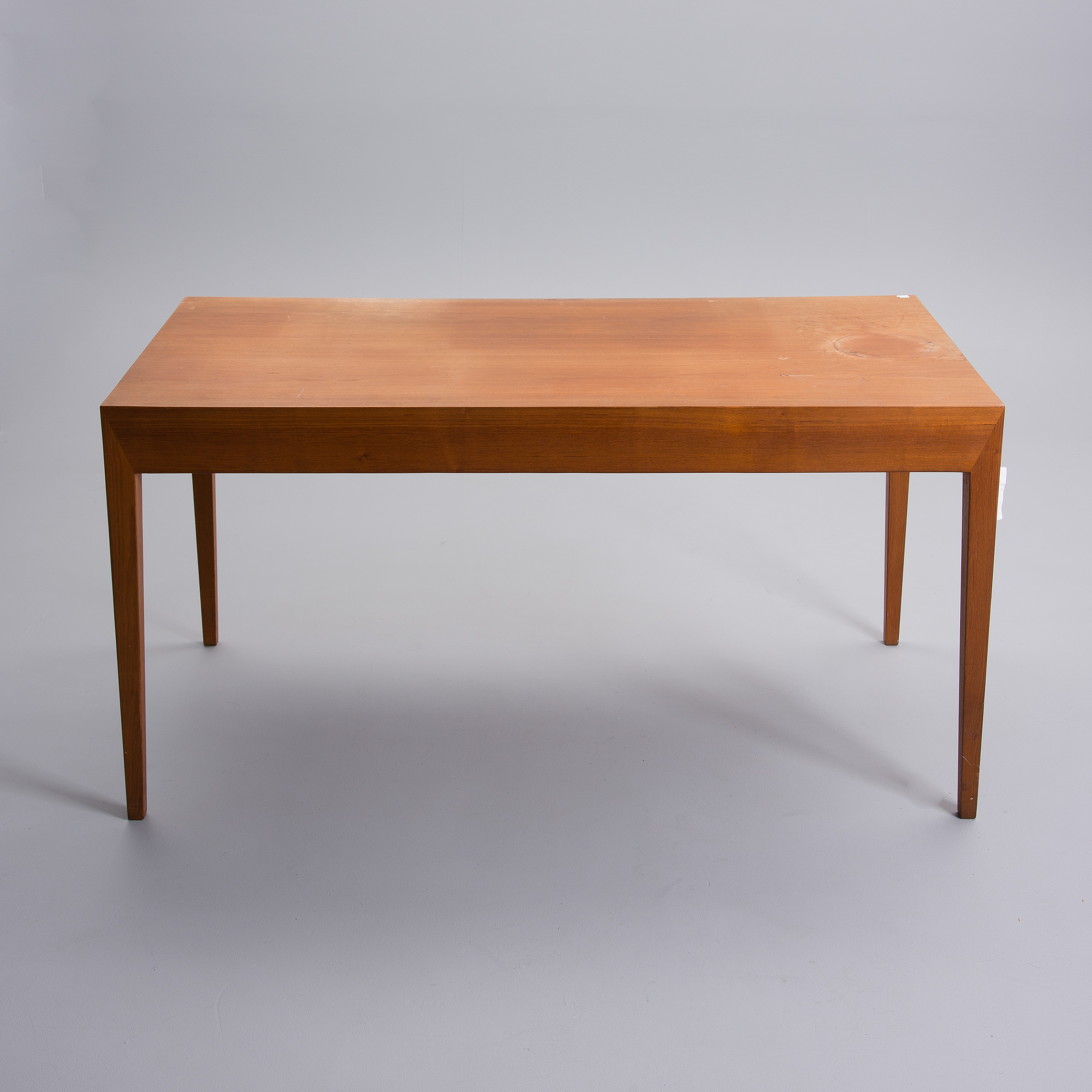 SEVERIN HANSEN, skrivbord, Haslev, Danmark 1960-tal. - Bukowskis