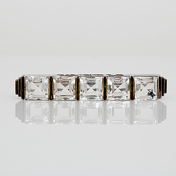 WIWEN NILSSON, Brosch, silver samt trappslipade bergskristaller, Lund ...