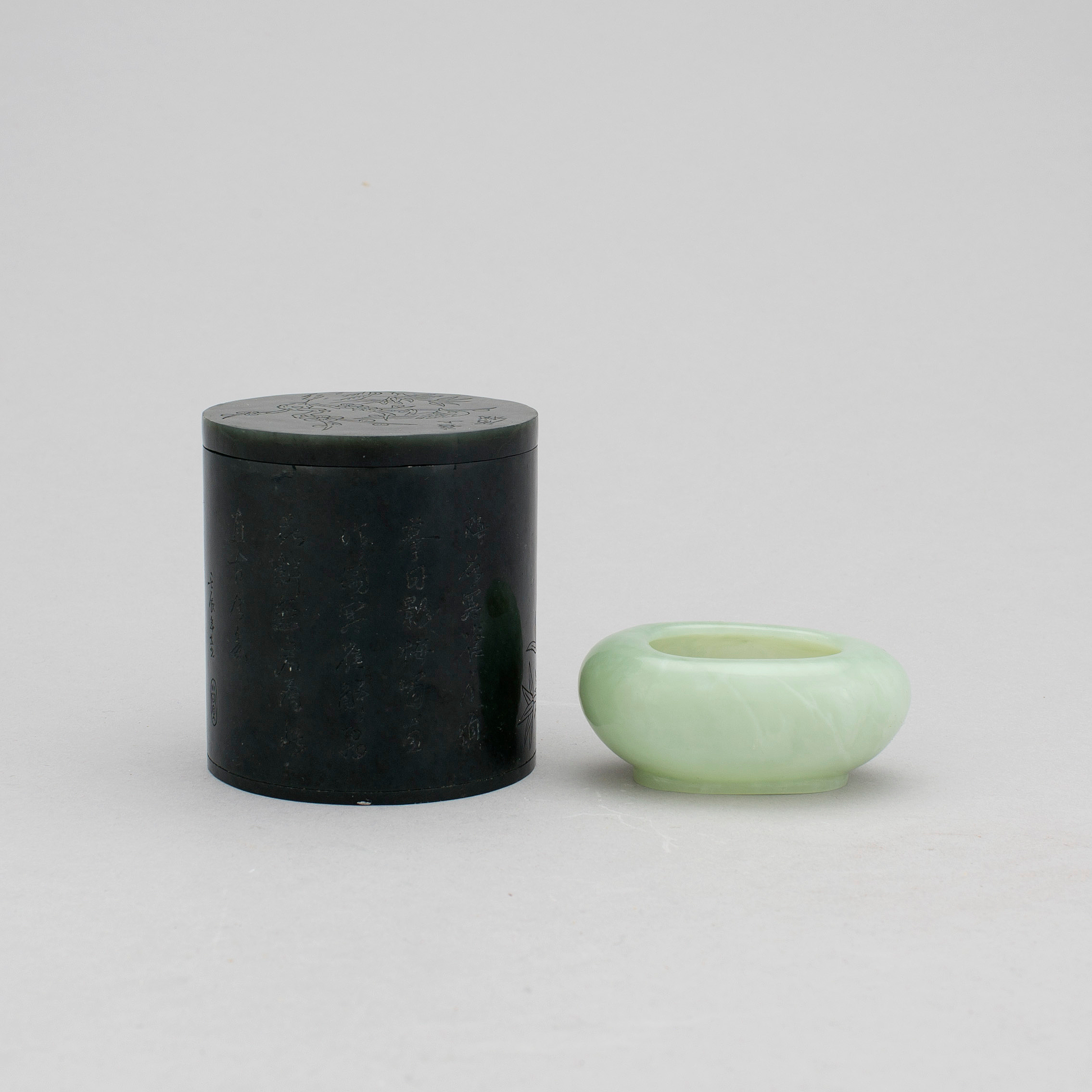 A nephrite box with cover and a green stone brush washer, 20th century ...