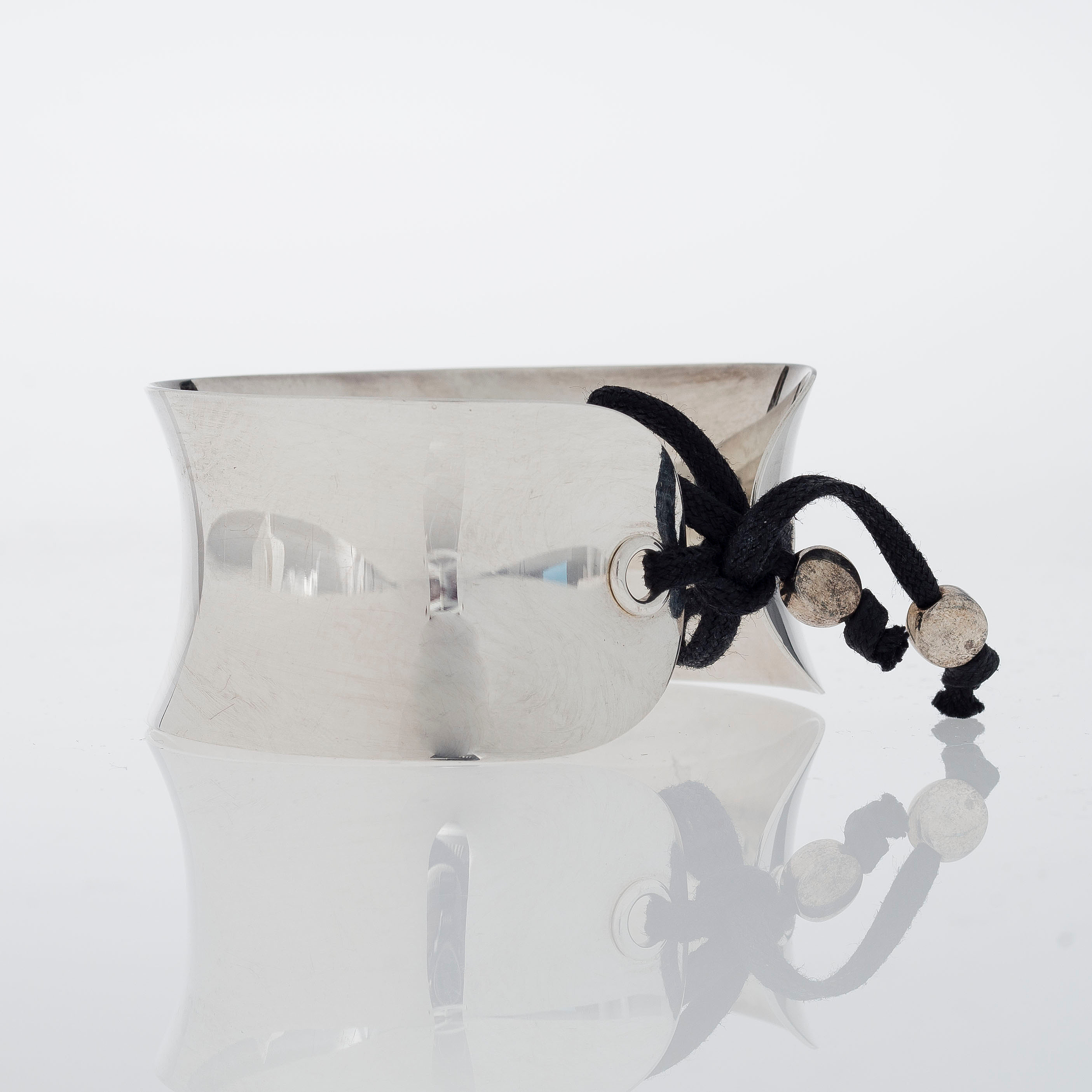 ARMRING, Georg Jensen "tie cuff", silver. - Bukowskis