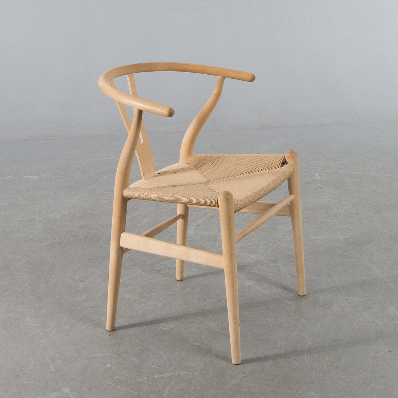 STOL, "Y-stolen", Hans J. Wegner för Carl Hansen & Søn, Aarup. - Bukowskis