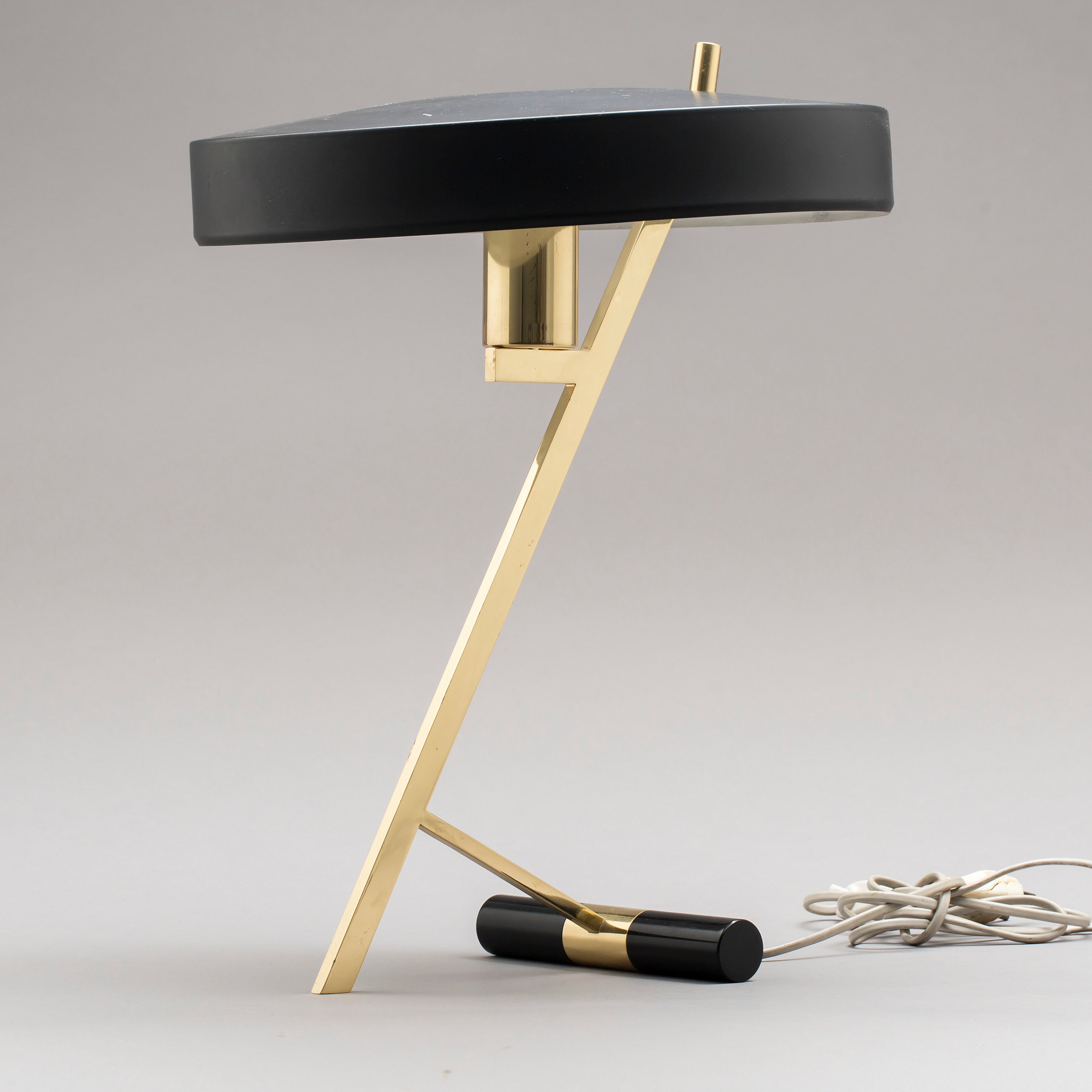 BORDSLAMPA, Louis Christian Kalff, Philips, Holland. - Bukowskis