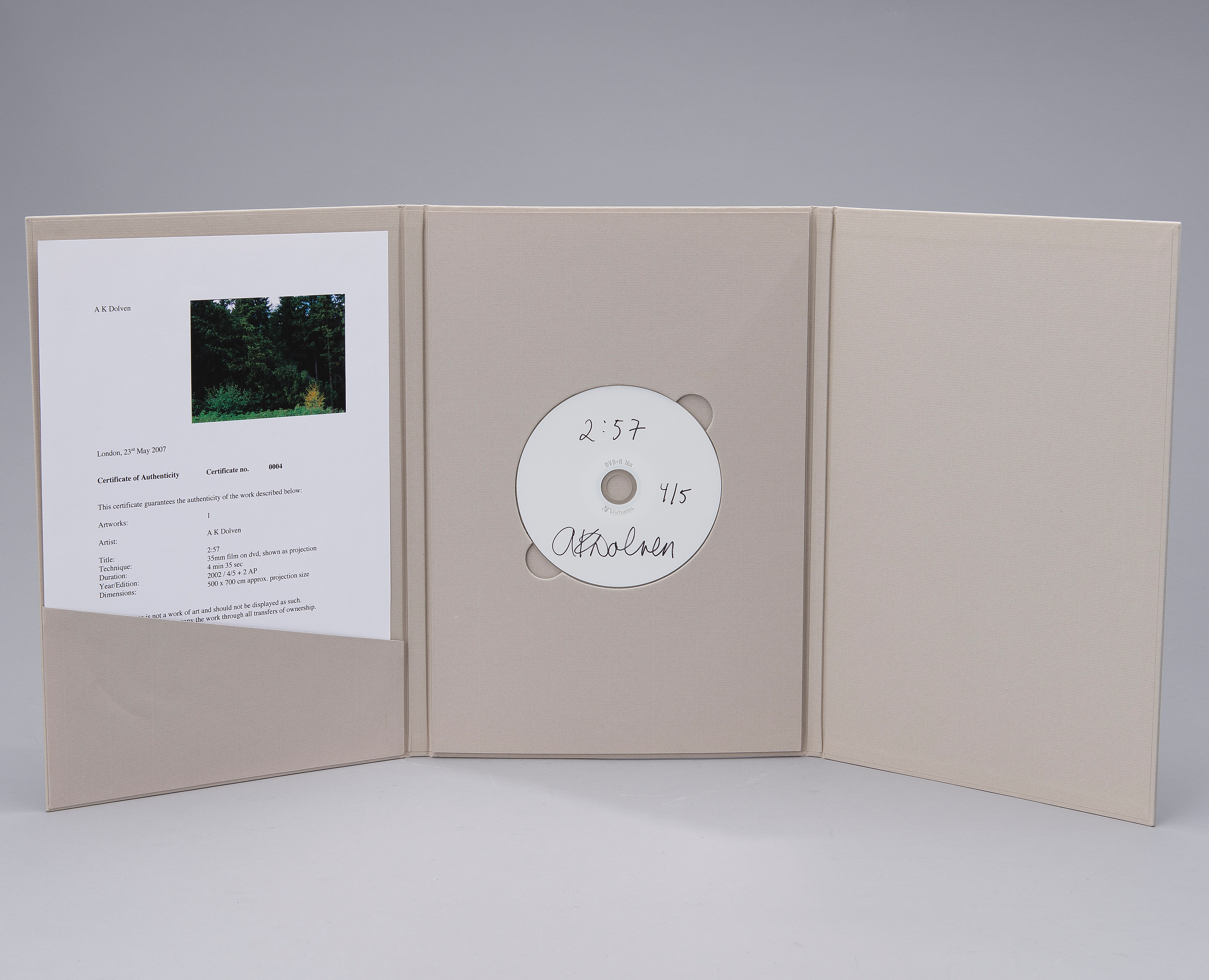 ANNE KATRINE DOLVEN, "2:57". - Bukowskis