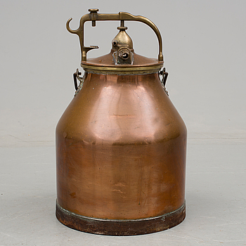 MILKING MACHINE, mostly copper, early 1900s. - Bukowskis