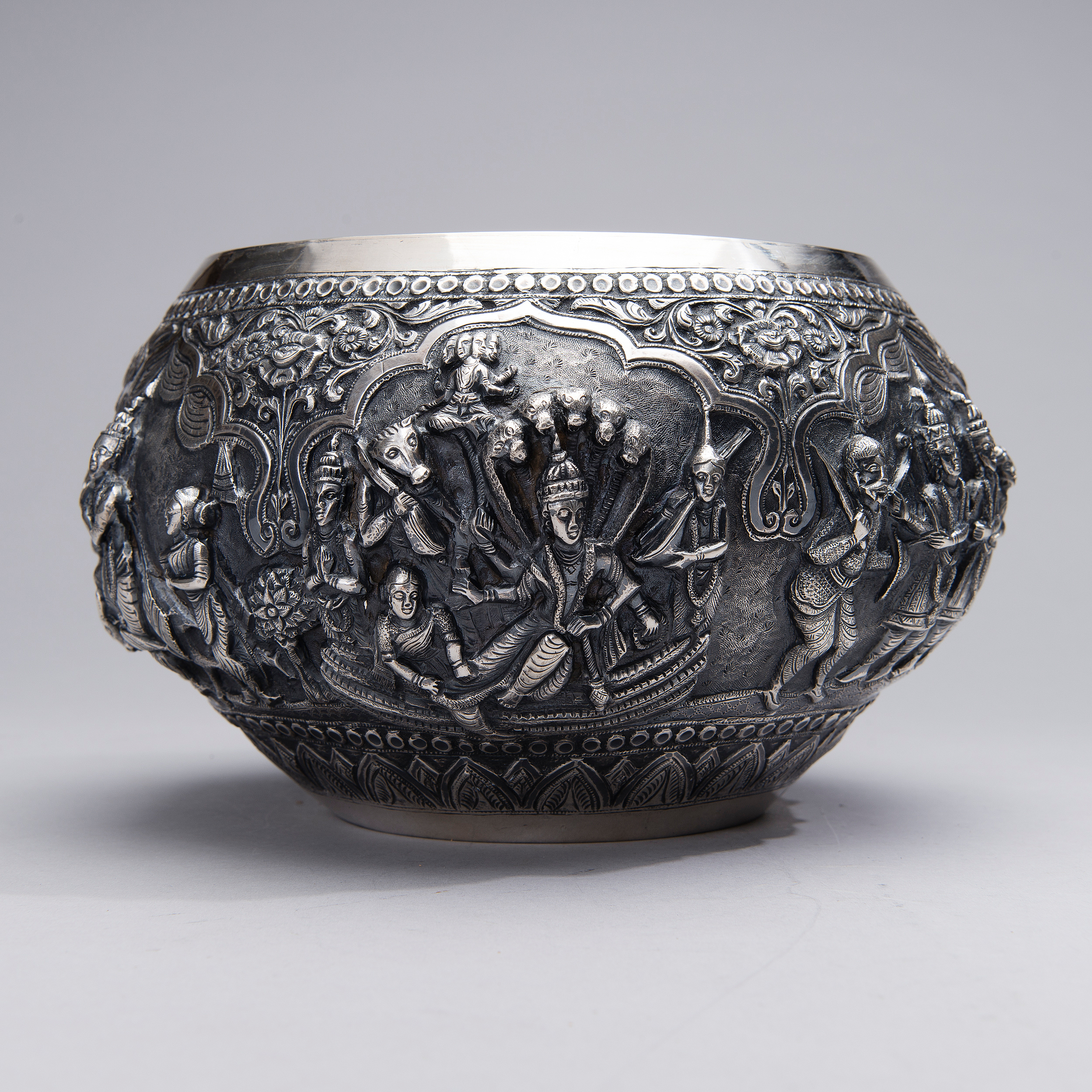 INDIAN/BURMESE SILVER BOWL with Peacock Marking. Weight 900 g. Around ...