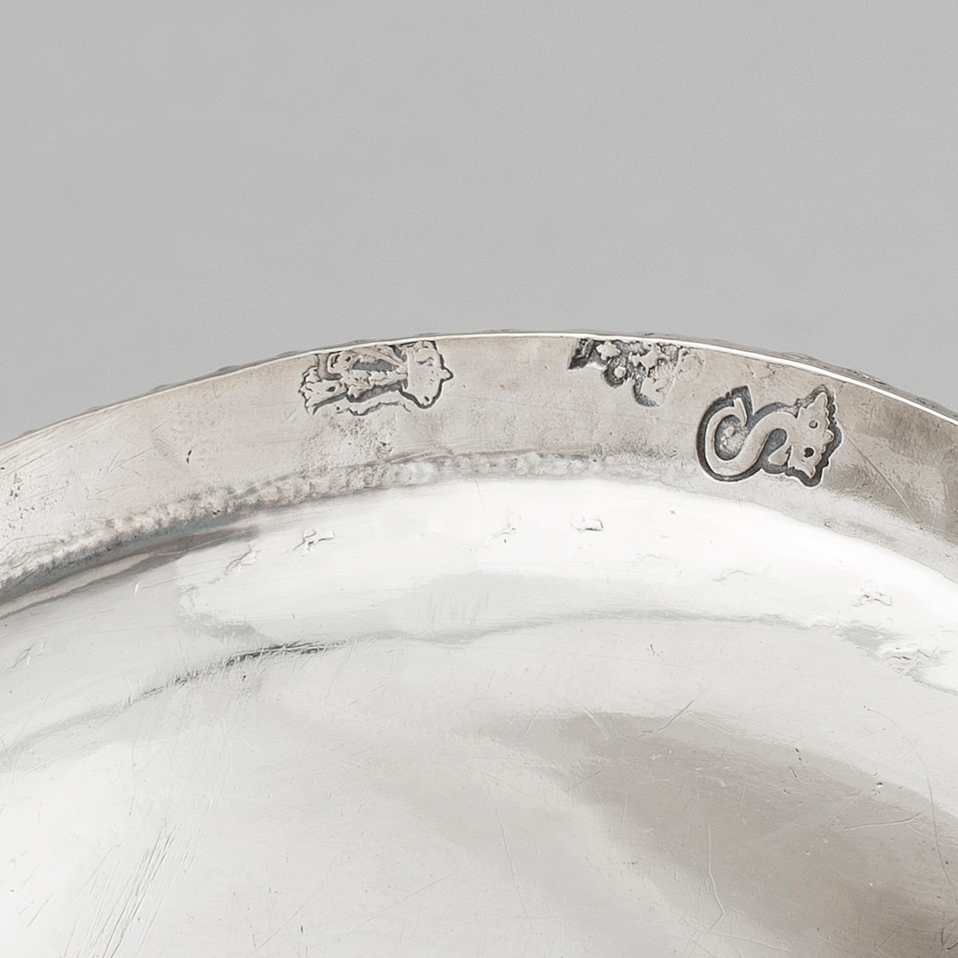 SENAPSBURK, silver och blått glas, fantasistämplar, omkring 1900 ...