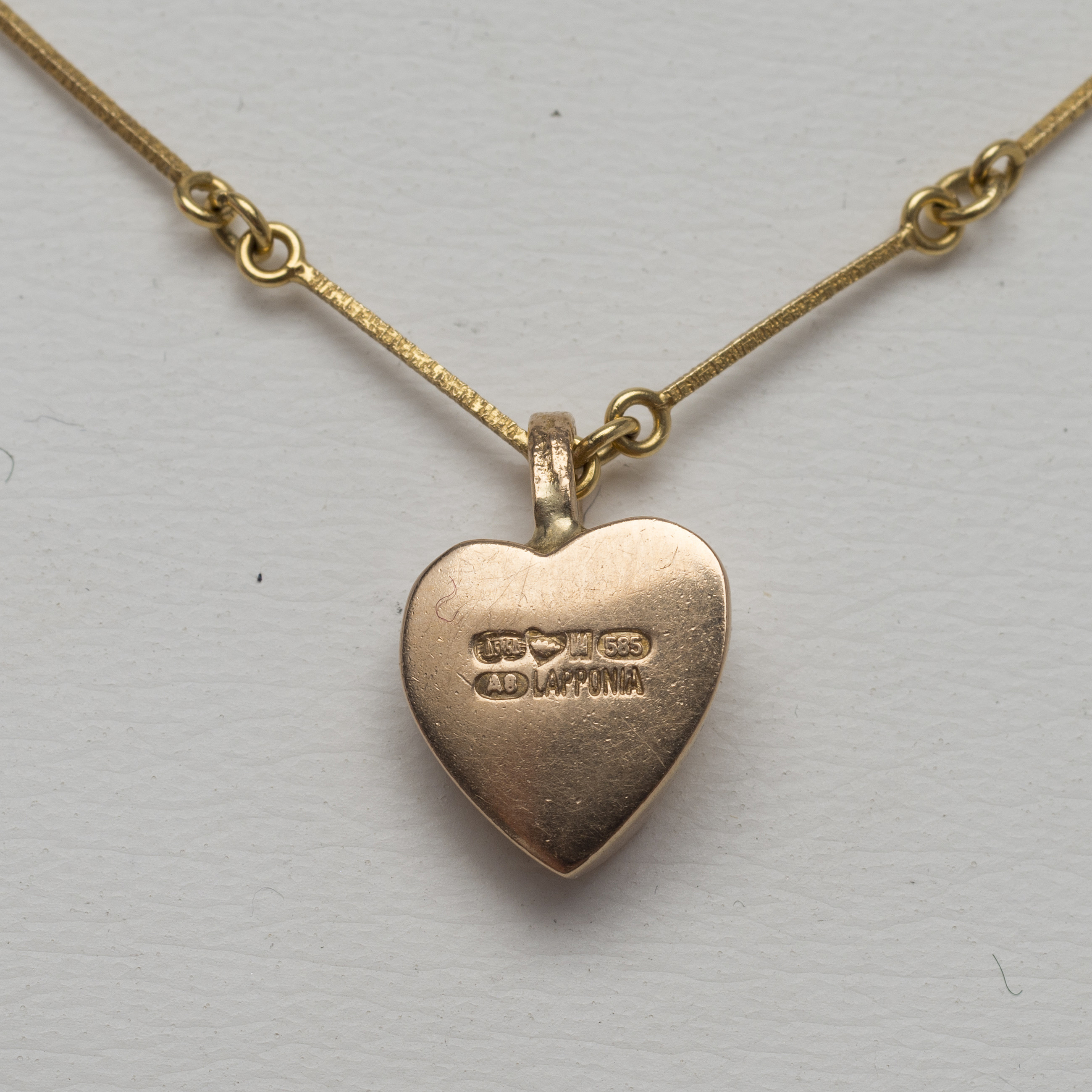 RIIPUS ja KETJU, 14K kultaa. Lapponia 1978. - Bukowskis