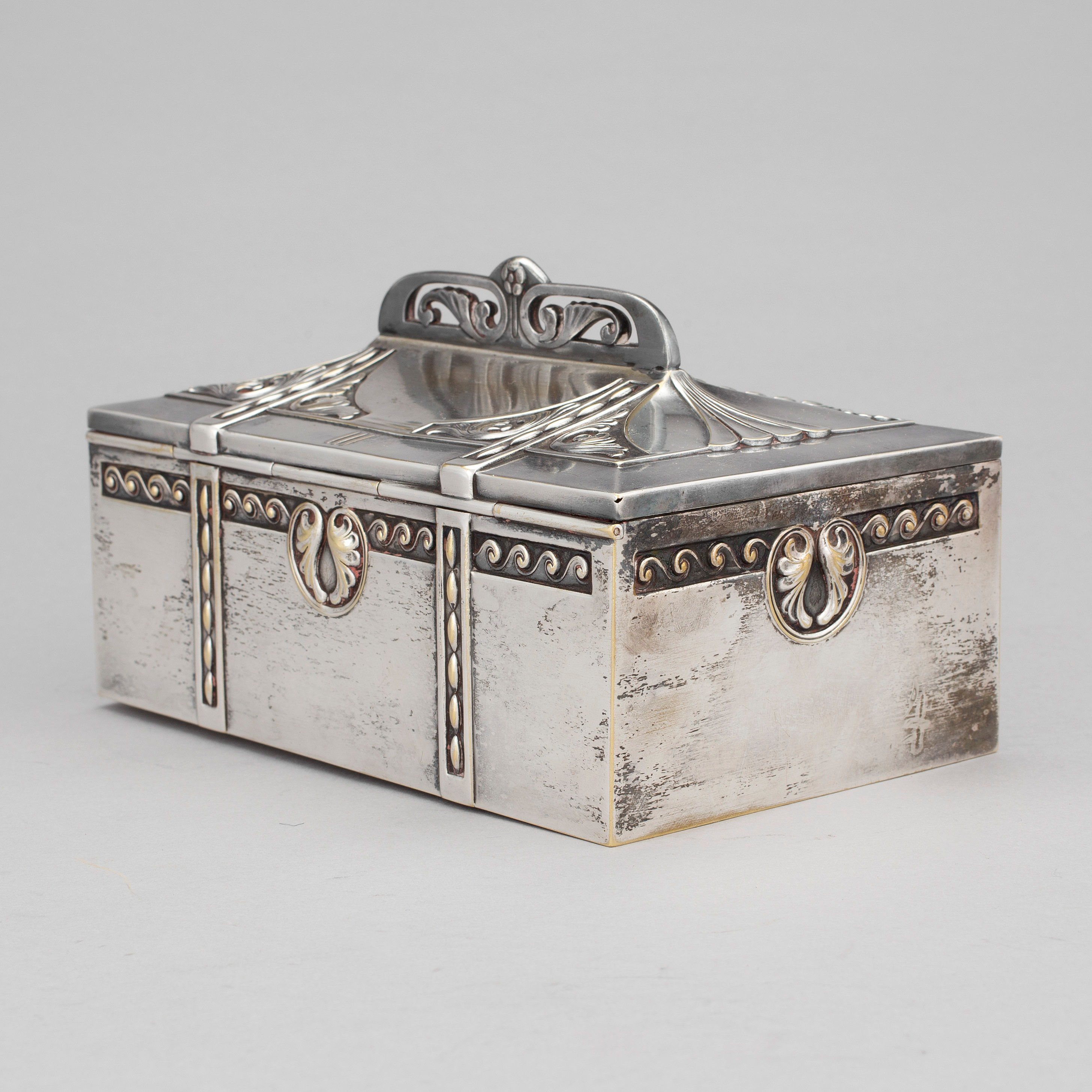 PEWTER BOX, art deco, early 20 the century. - Bukowskis