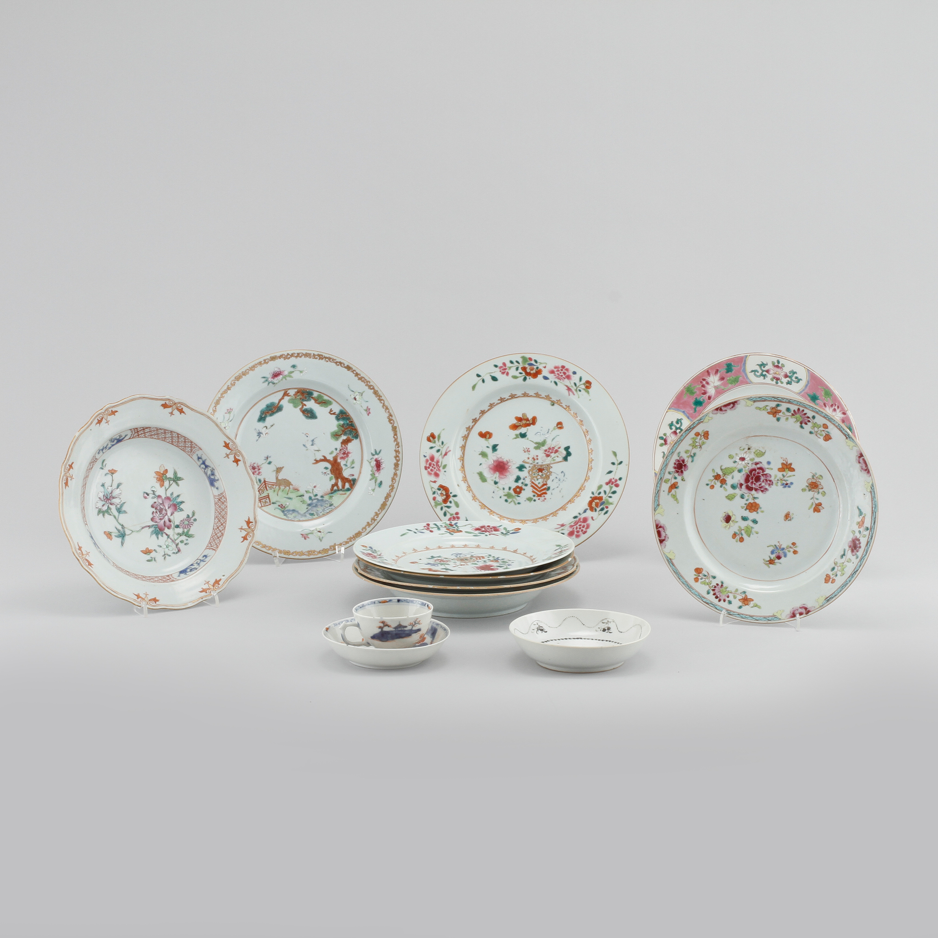Eleven porcelain items from China, made in the 18th and 19th century ...