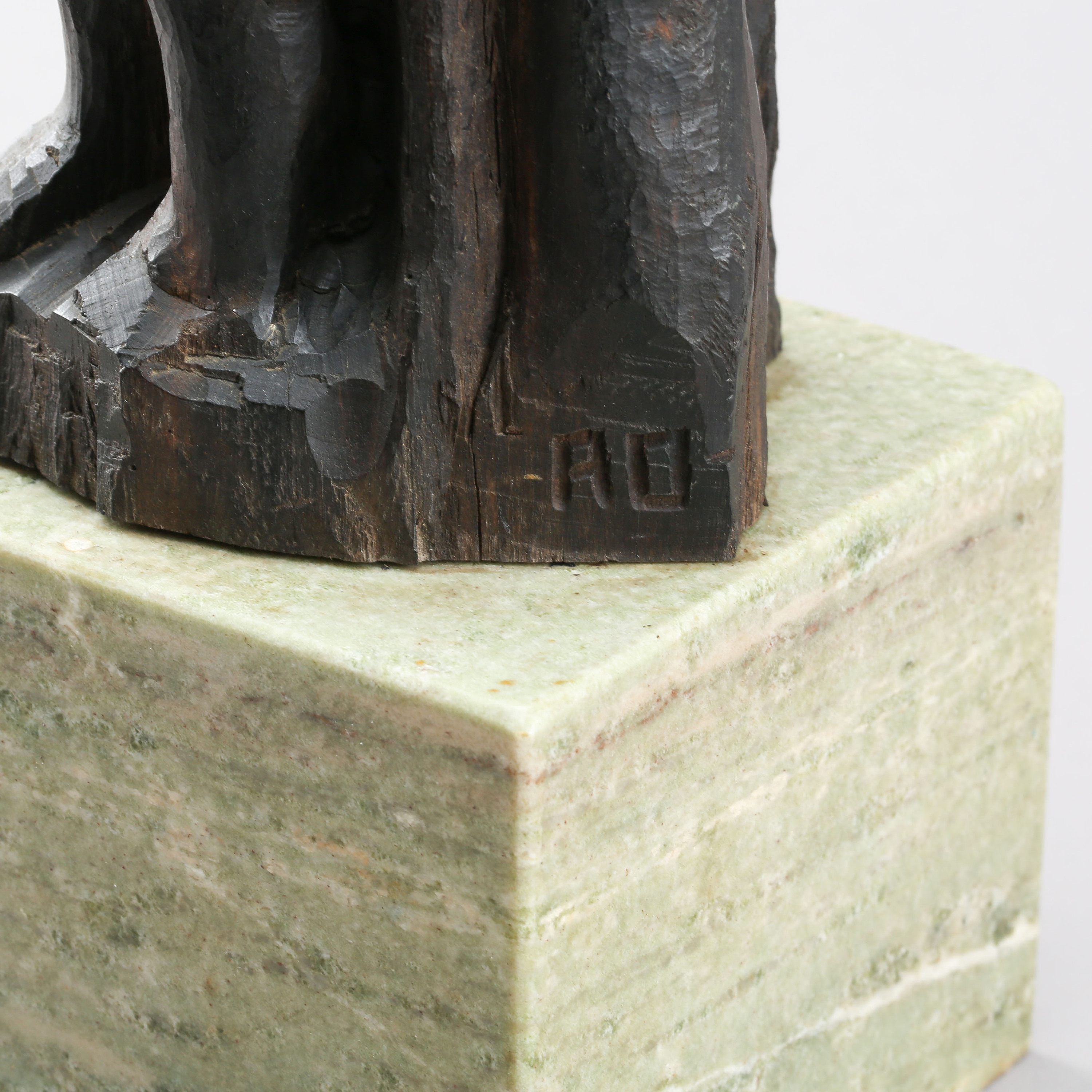 AXEL OLSSON, skulptur, trä, monogramsignerad. - Bukowskis