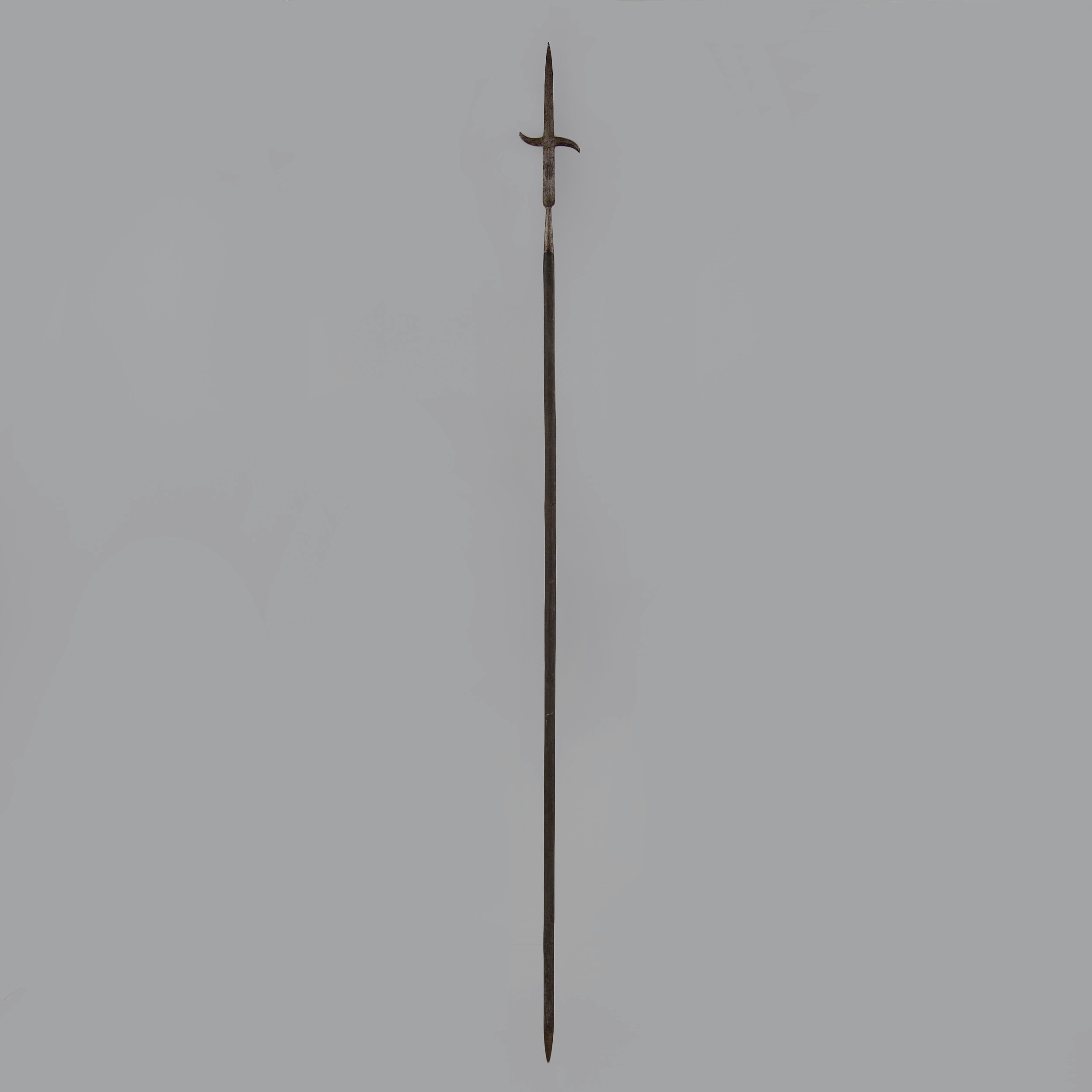 A swedish pike called m/1697. - Bukowskis