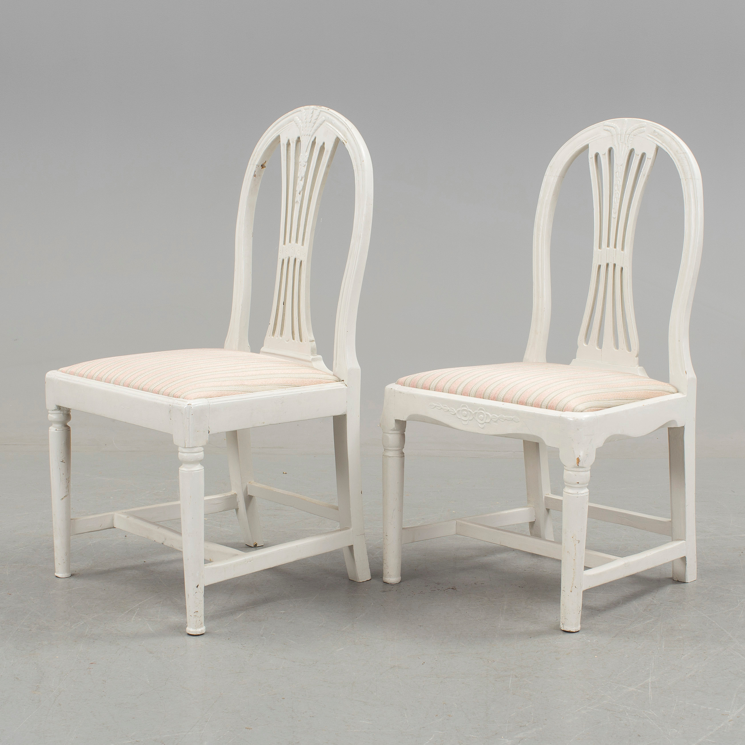 Two gustavian chairs, second half of the 18th century. - Bukowskis
