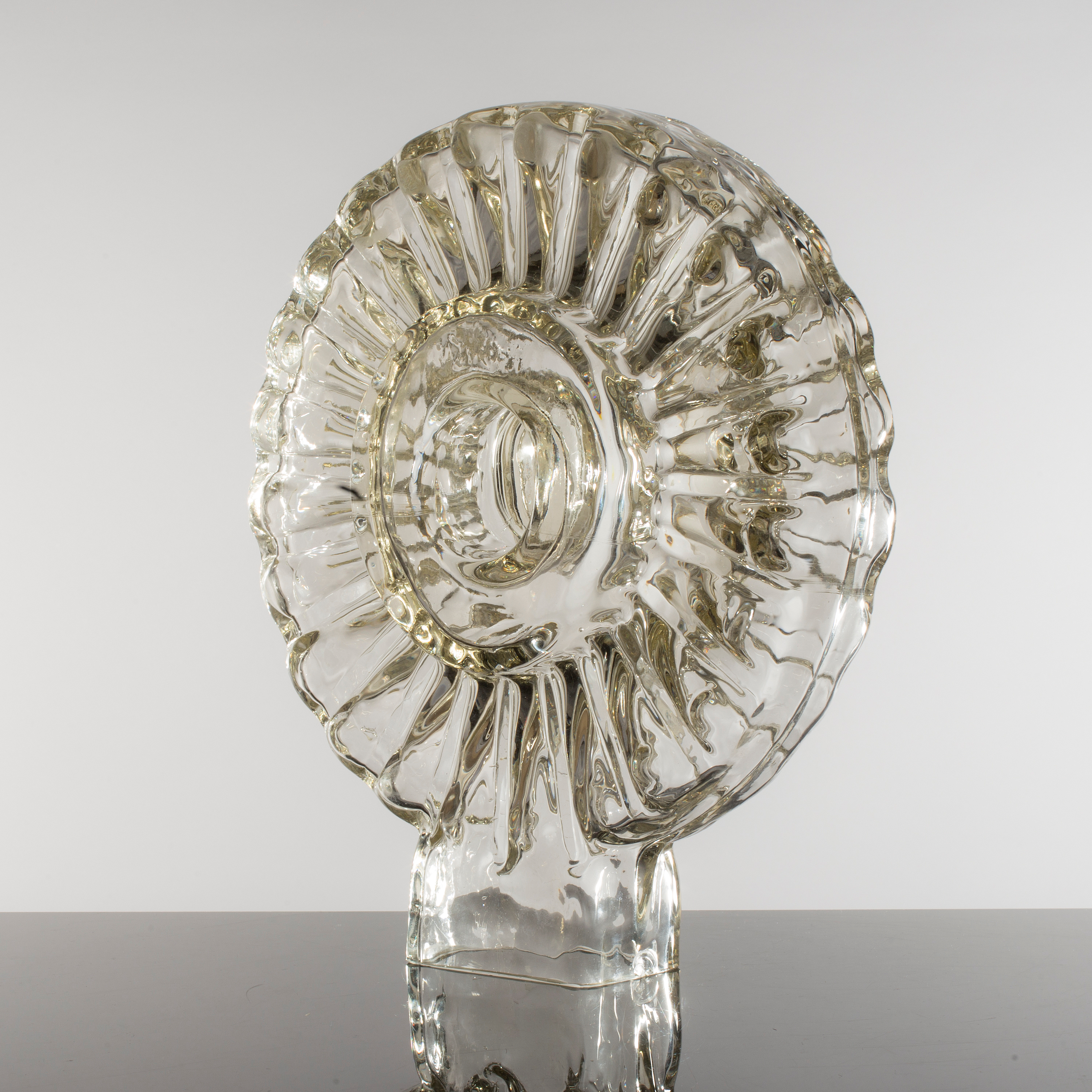 A Helena Tynell glass sculpture. Signed. - Bukowskis