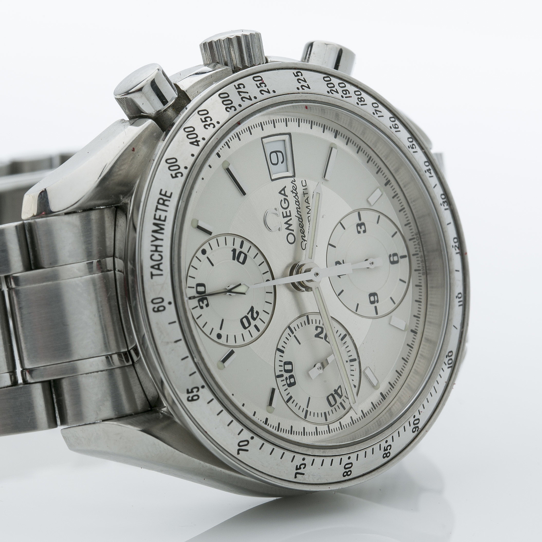 OMEGA, Speedmaster, Date, chronograph, wristwatch, 39 mm, - Bukowskis