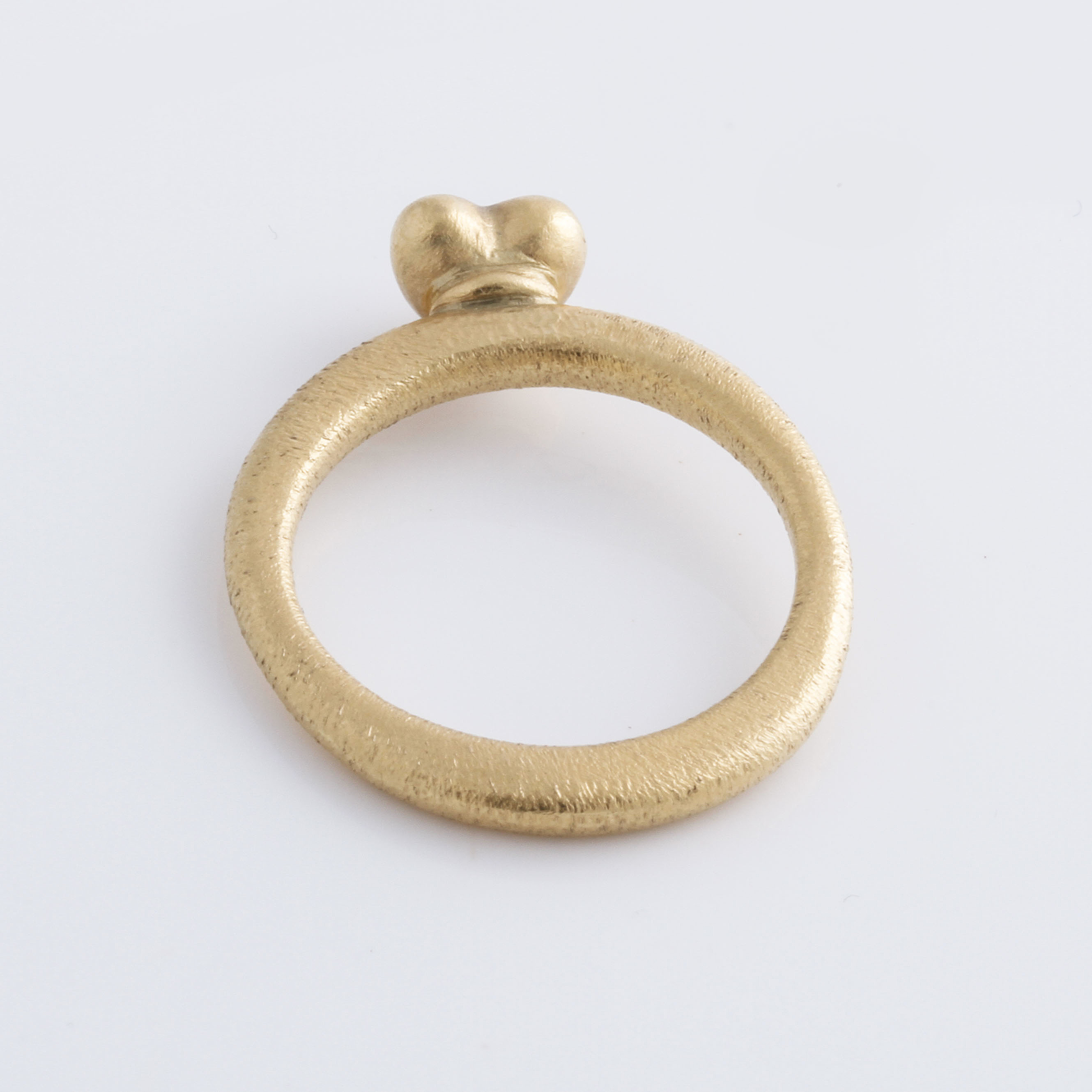 RING, "Love", Ole Lynggaard. - Bukowskis