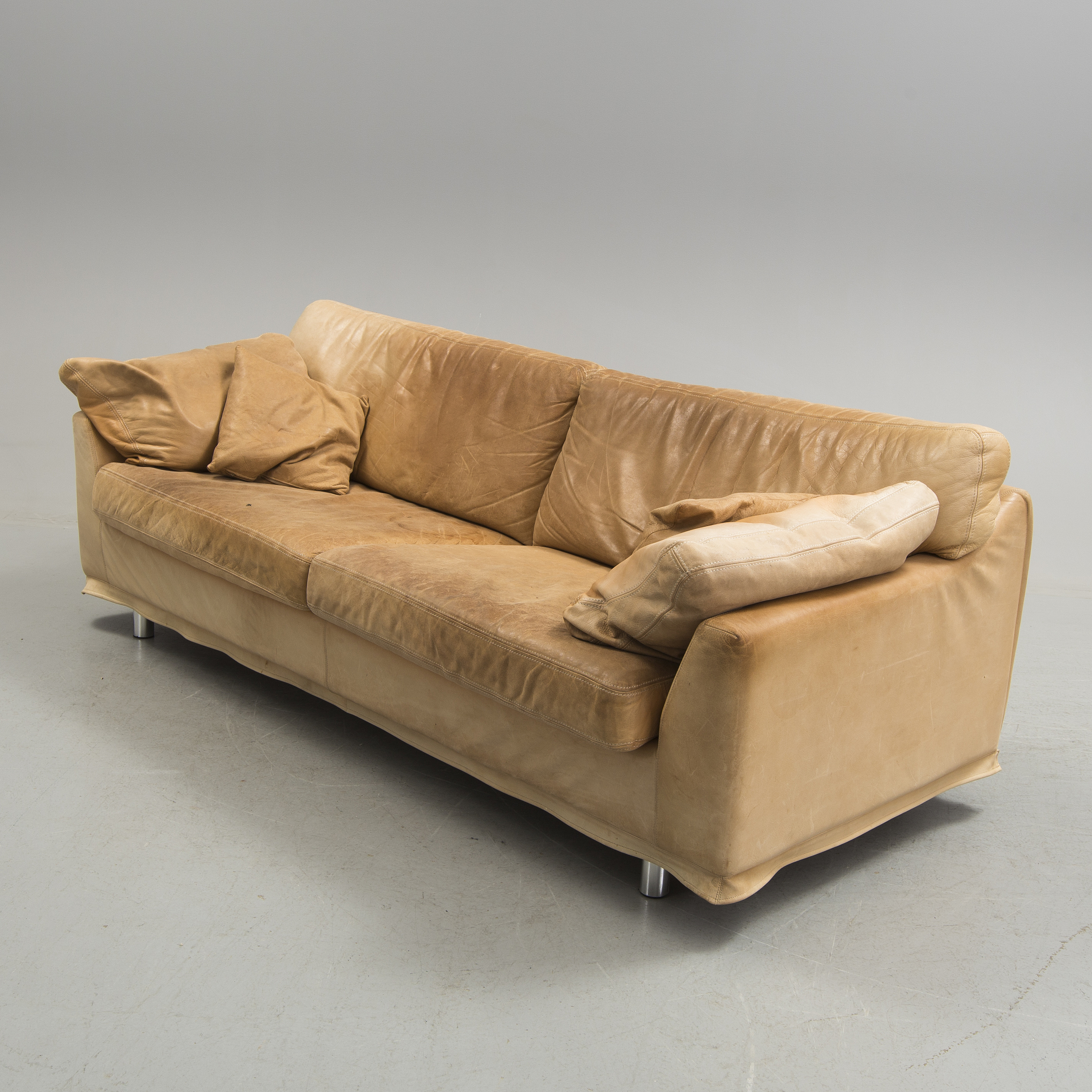 A 'Fredrik' sofa by Dux, late 20th Century. - Bukowskis