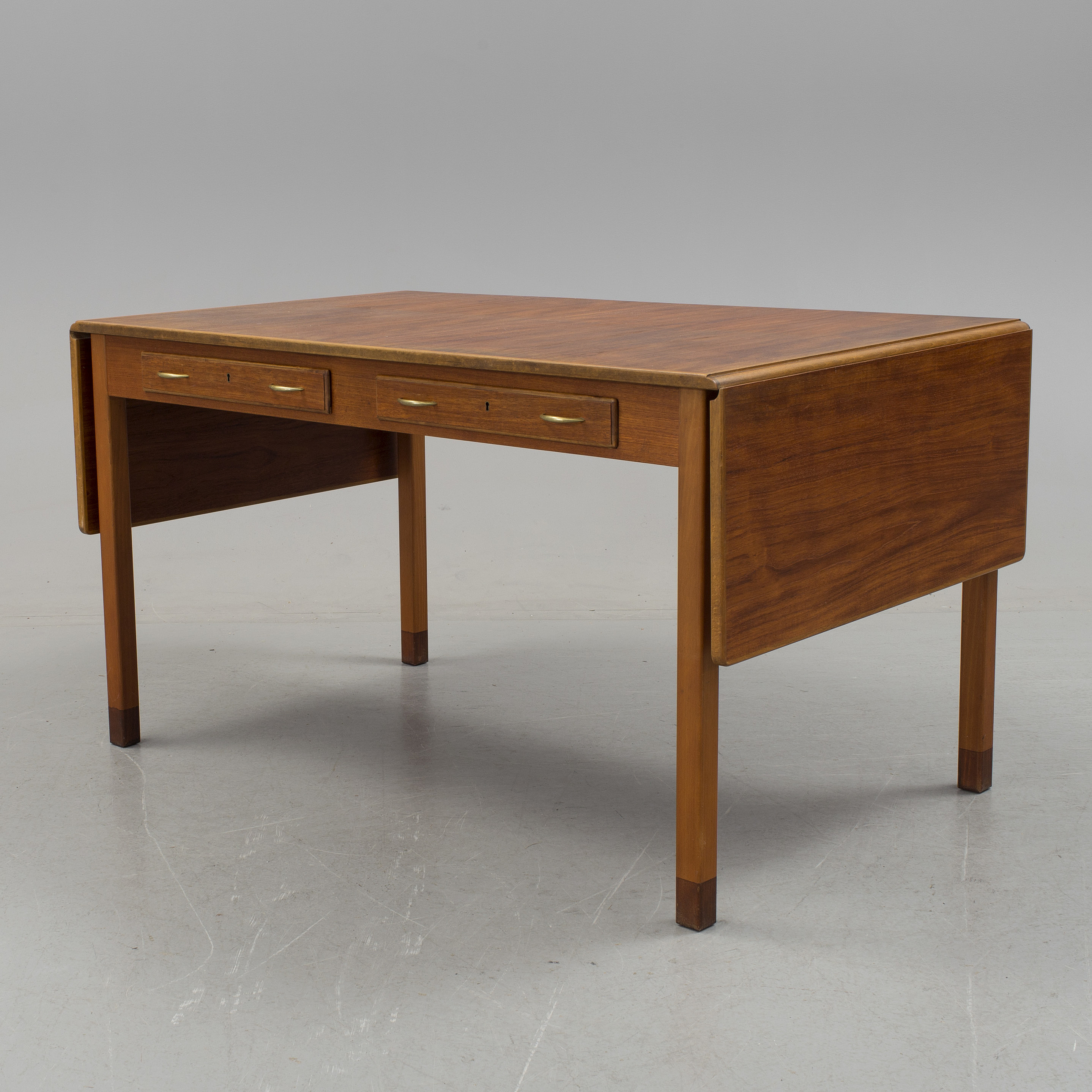 A desk by David Rosén for Nordiska Komapniet from the mid 20th century ...