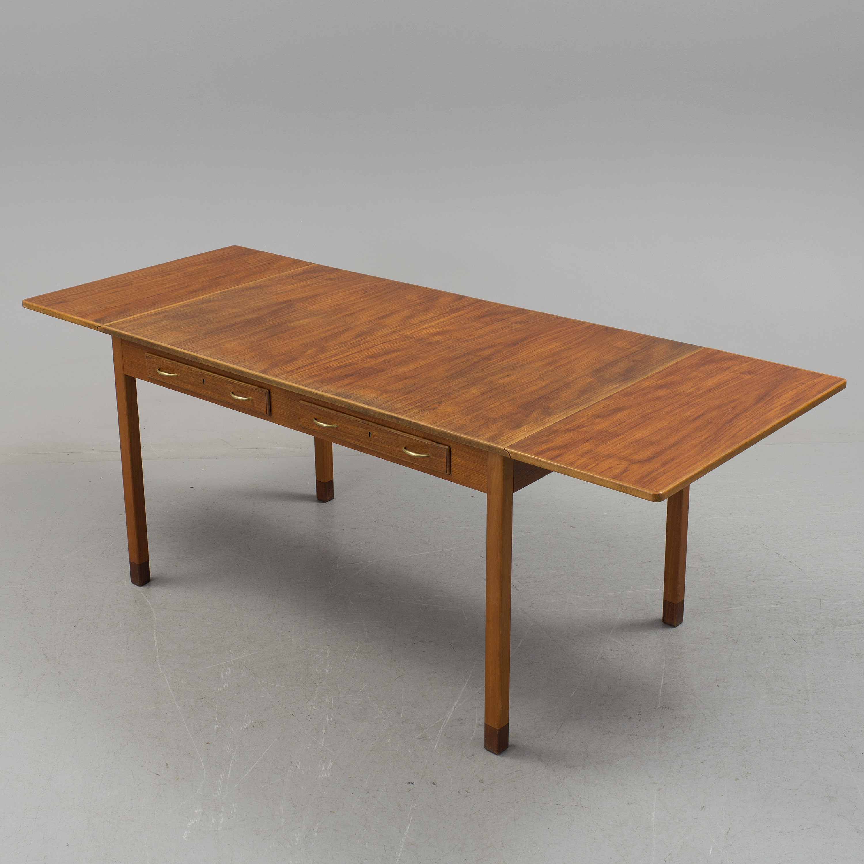 A desk by David Rosén for Nordiska Komapniet from the mid 20th century ...