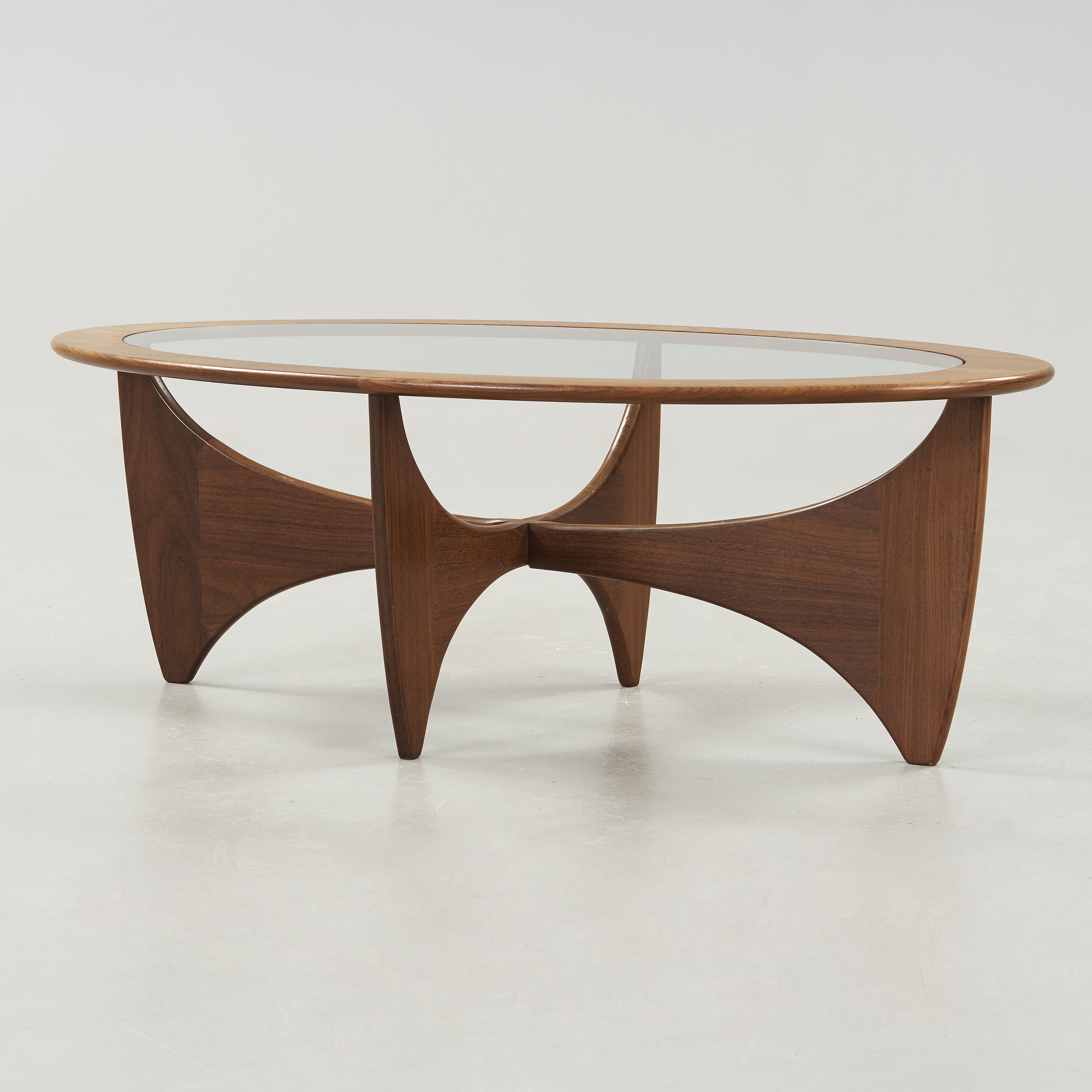 A G-plan table "Astro", second half of the 20th century. - Bukowskis