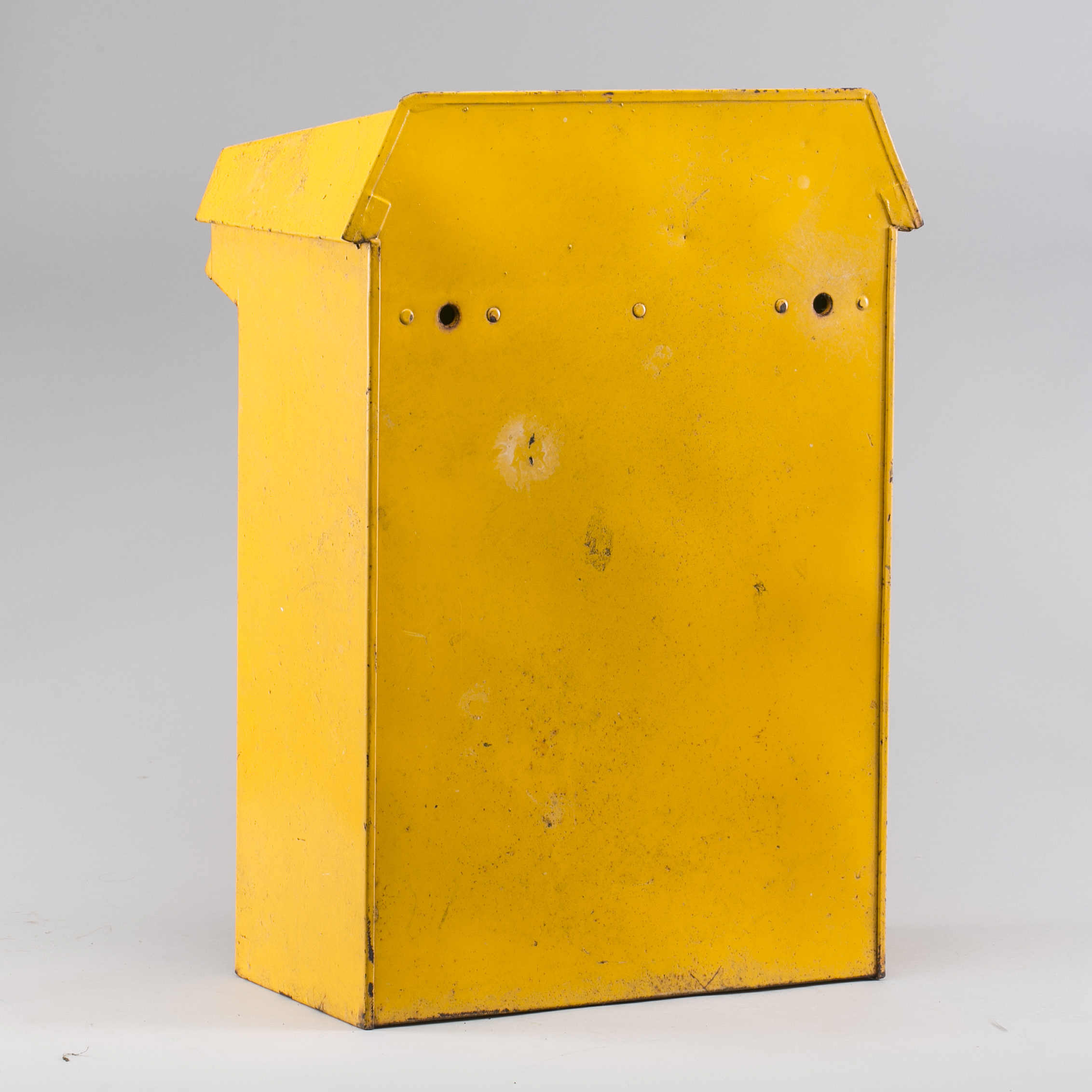 MAILBOX, Swedish postal service, mid 20th century. - Bukowskis