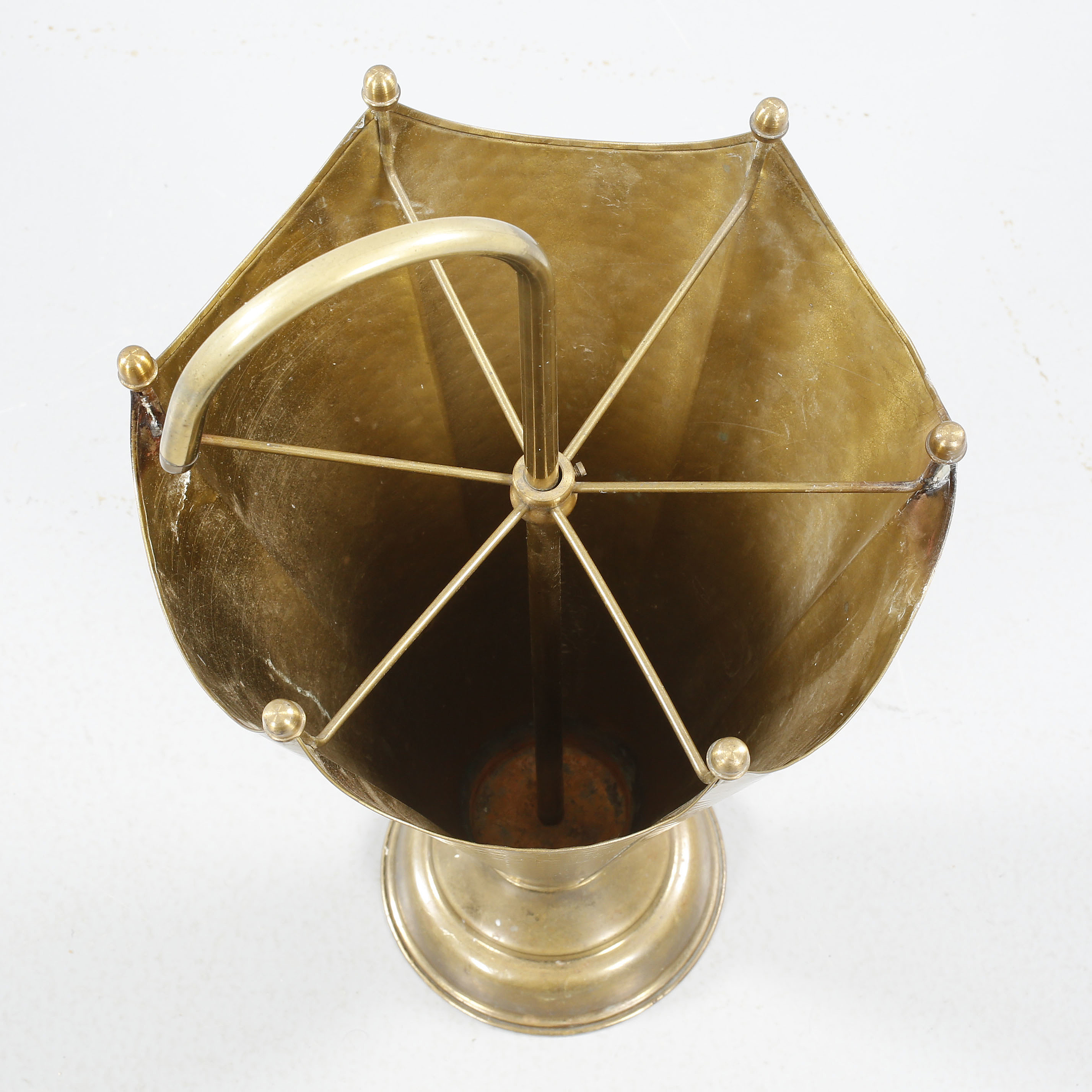 An umberella stand, second half of the 20th century. - Bukowskis