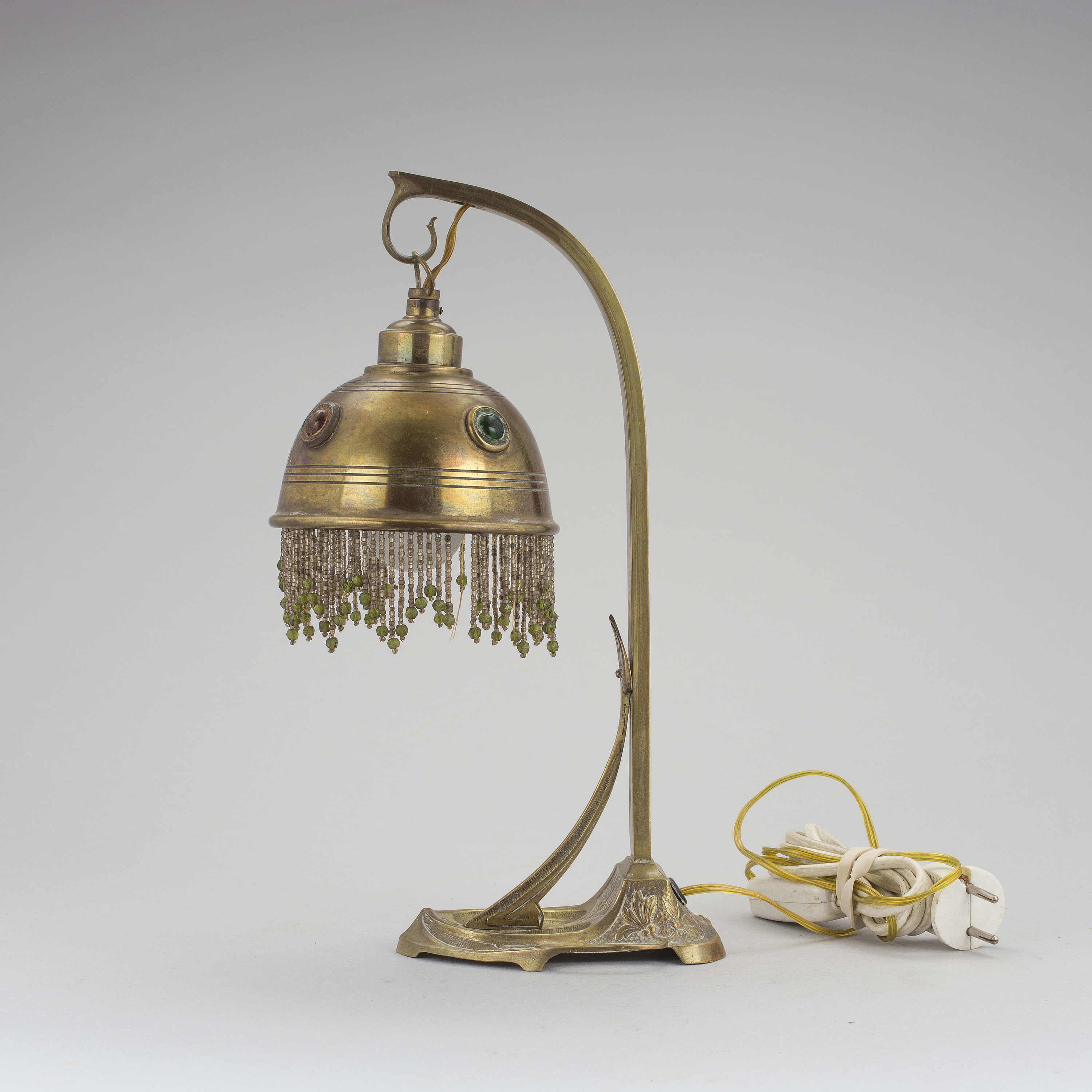 An early 1900s table lamp. - Bukowskis