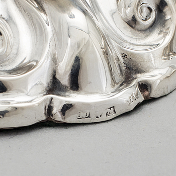 LJUSSTAKAR, ett par, silver, nyrokoko, Gustaf Dahlgren, Malmö, 1860. - Bukowskis