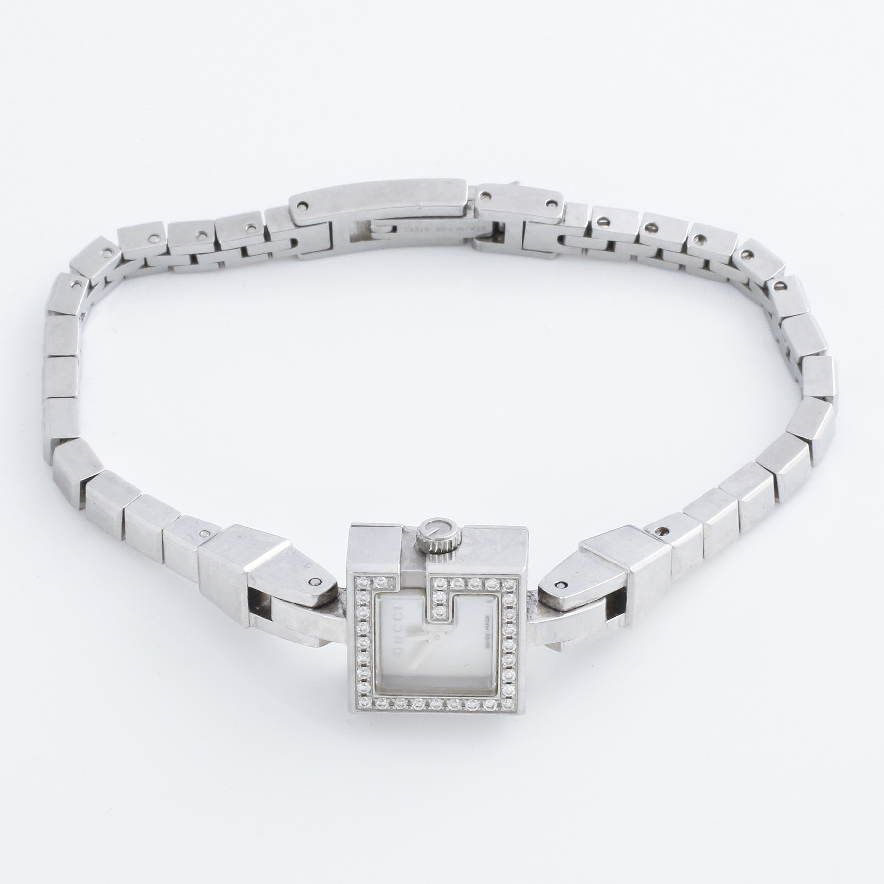 GUCCI, G-mini 102, armbandsur, 14 x 14 mm. - Bukowskis
