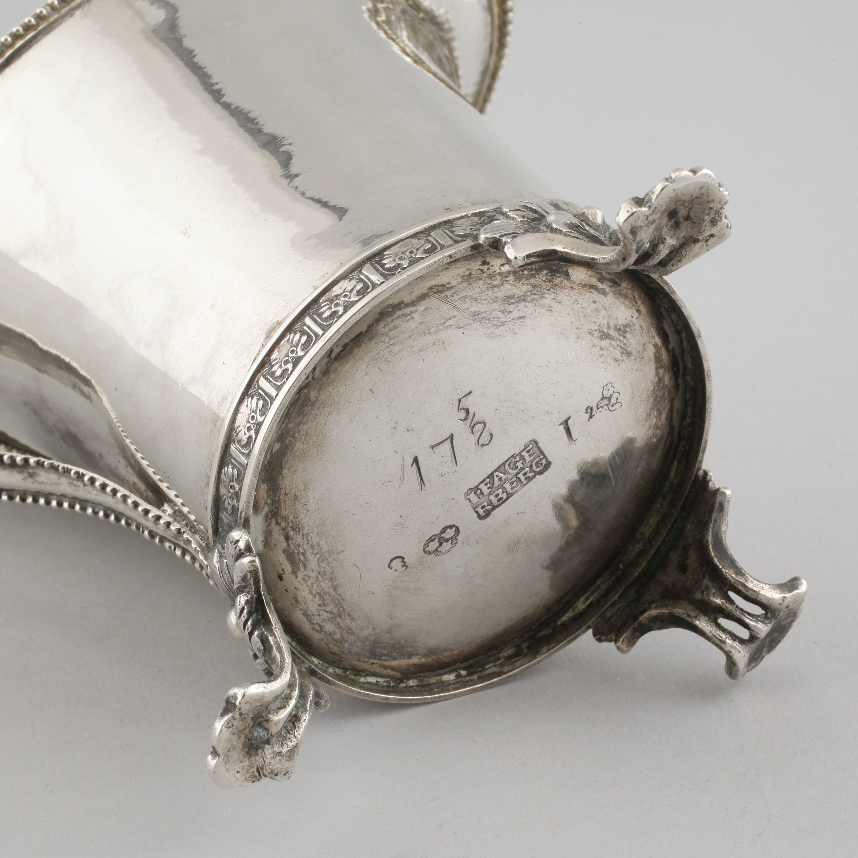 GRÄDDKANNA i silver av Johan Fagerberg, Karlskrona 1791. Vikt 228 gram ...