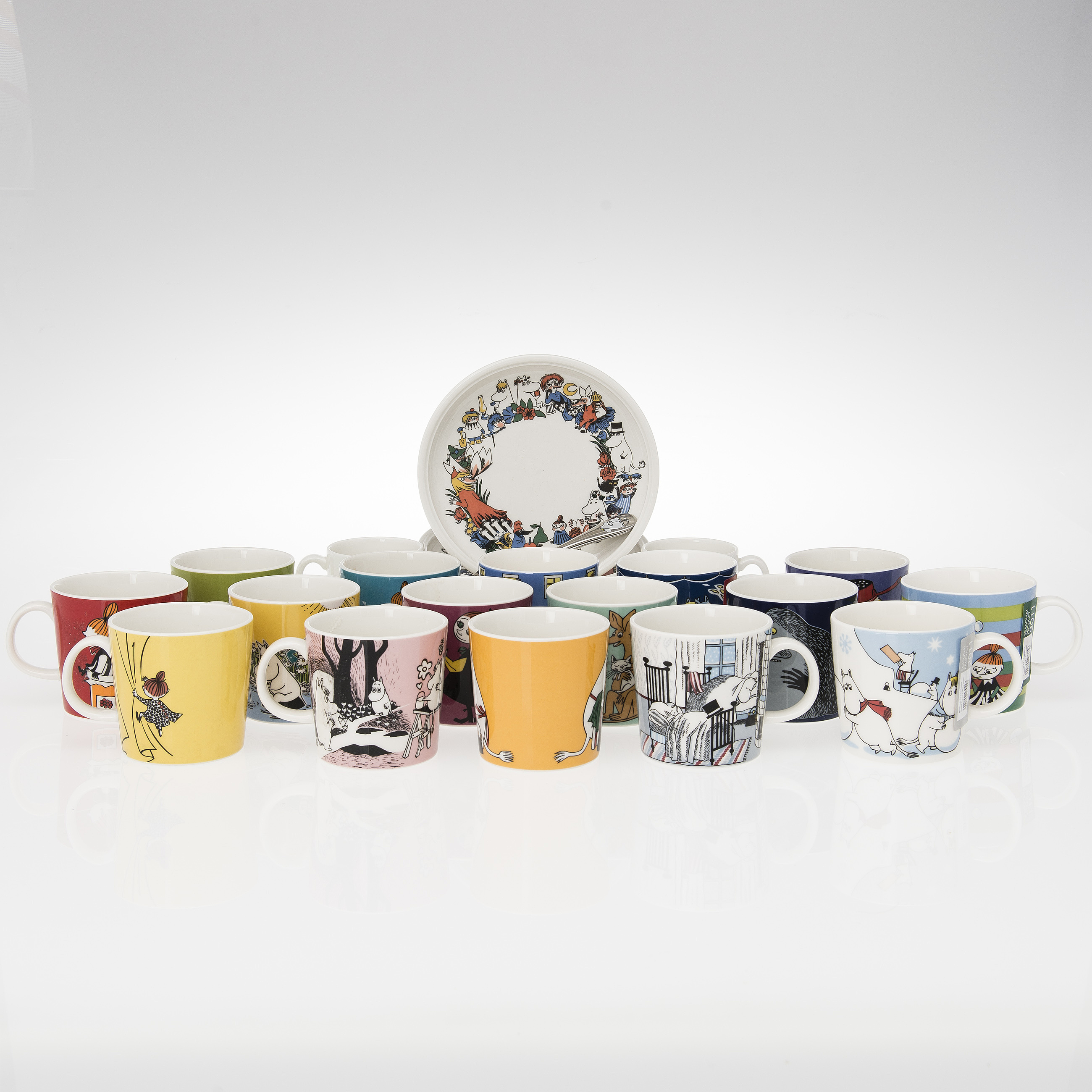 MUMIN MUGGAR, 19 ST, TALLRIKAR, 3 ST samt SKEDAR 2 ST, Moomin ...